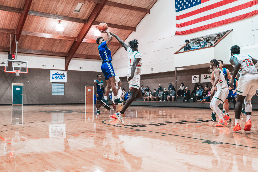 Randolph Holland - Men's Basketball - Regent University
