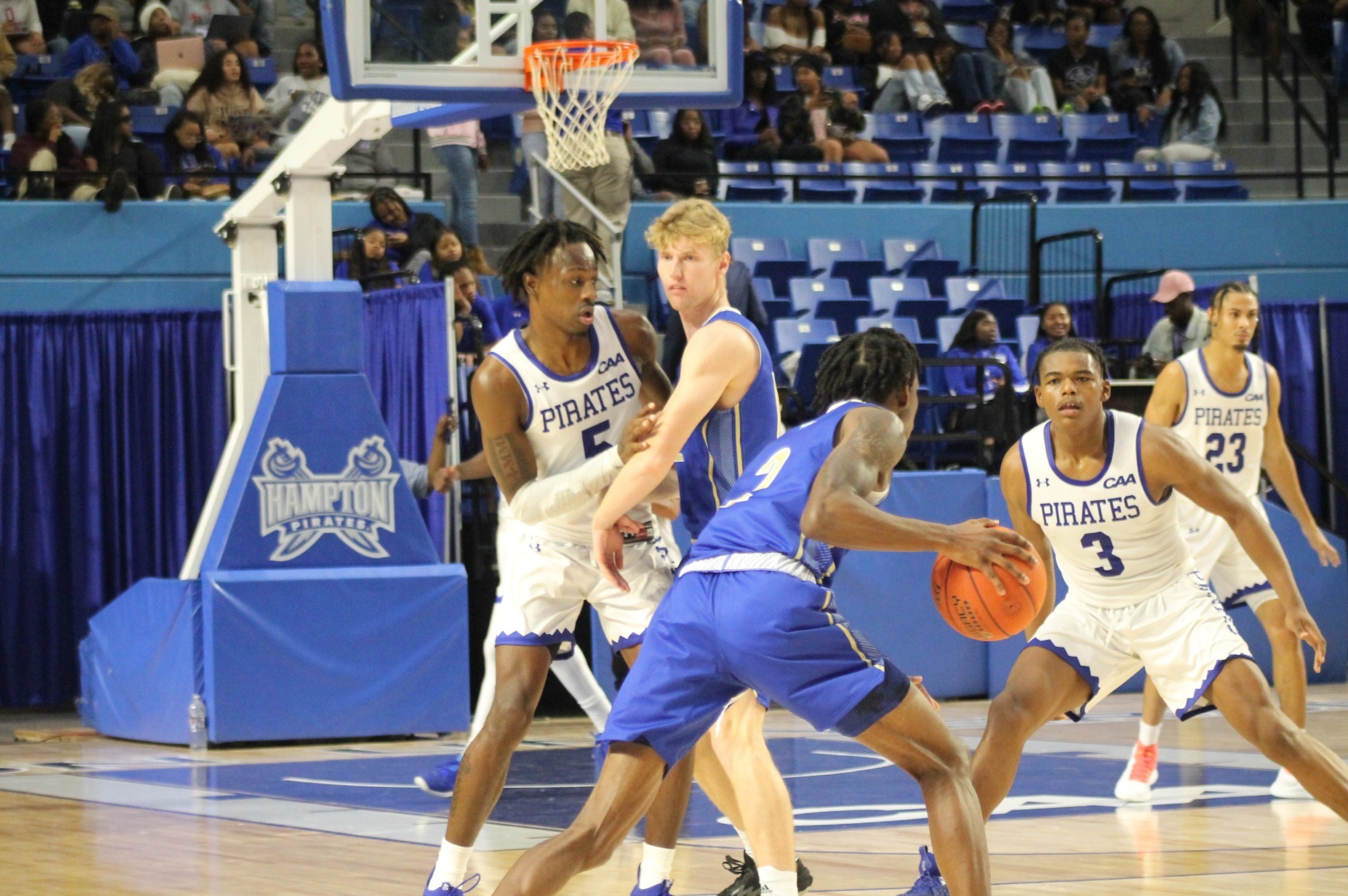 Men's Basketball Falls in Battle with Ferrum College - Regent University