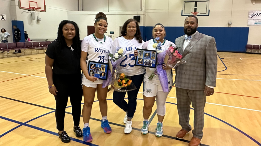 Three-Point play sends Royals' Seniors out with a win over JWU, 71-70 ...