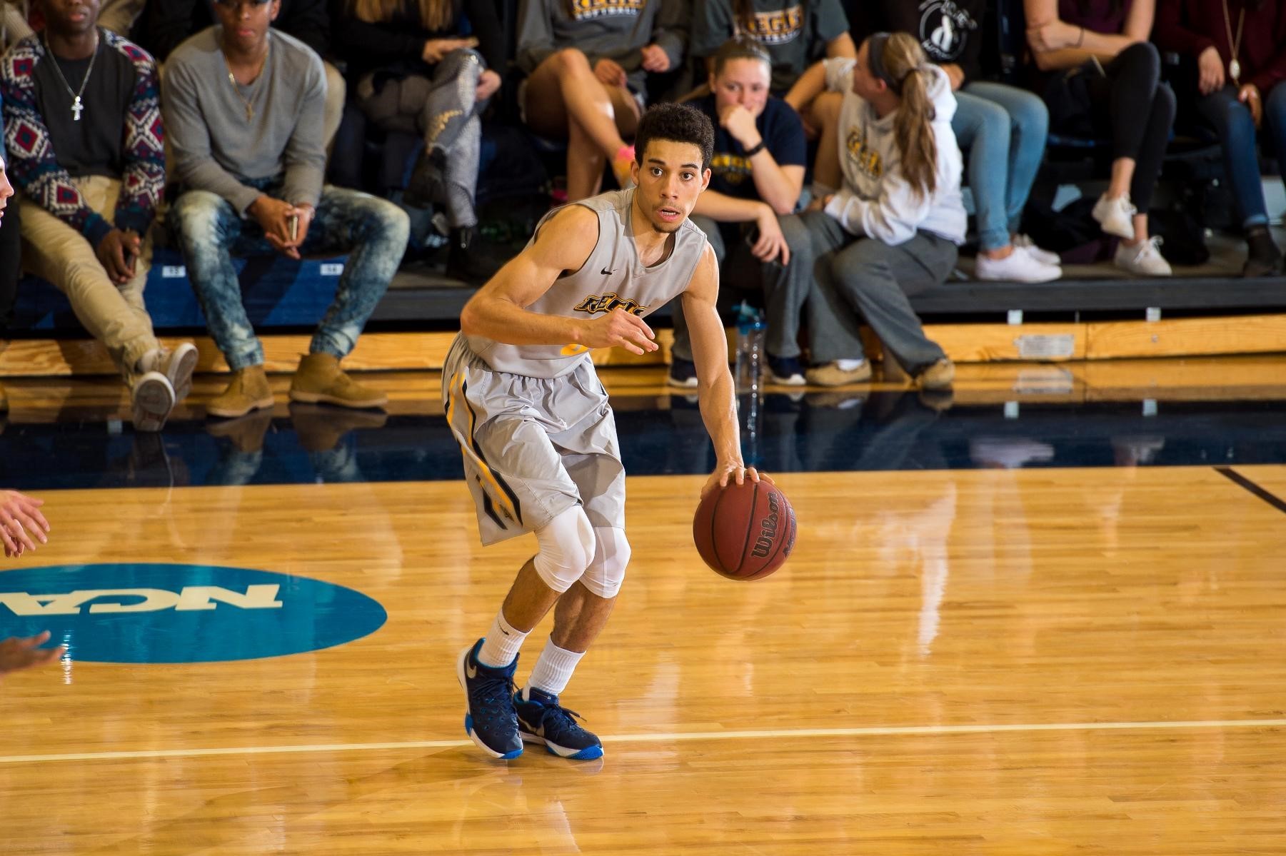 Noah King - 2016-17 - Men's Basketball - Regis University Athletics