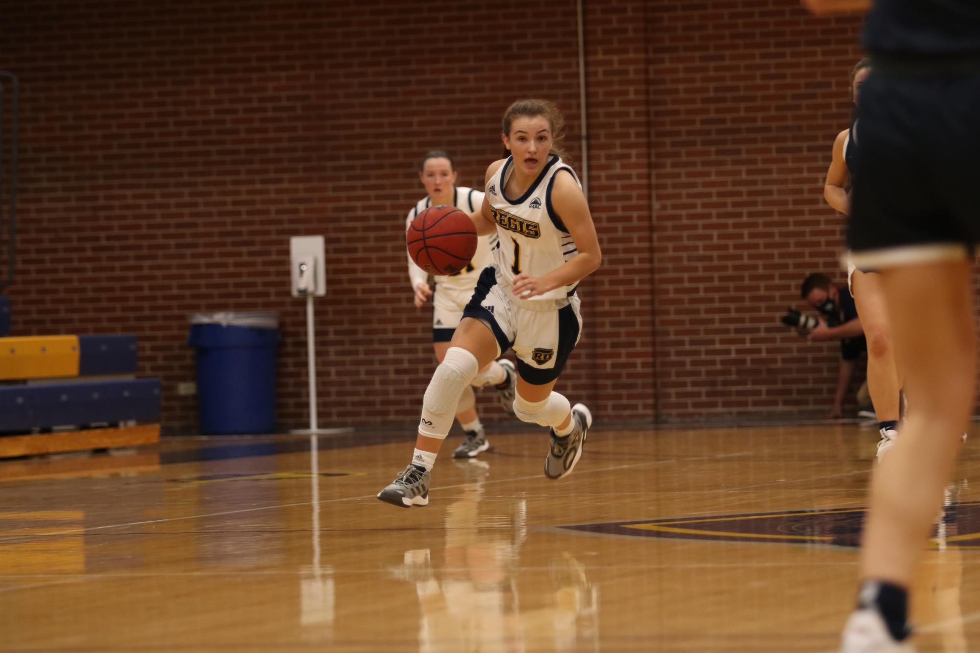 Megan Pohs - 2021-22 - Women's Basketball - Regis University Athletics