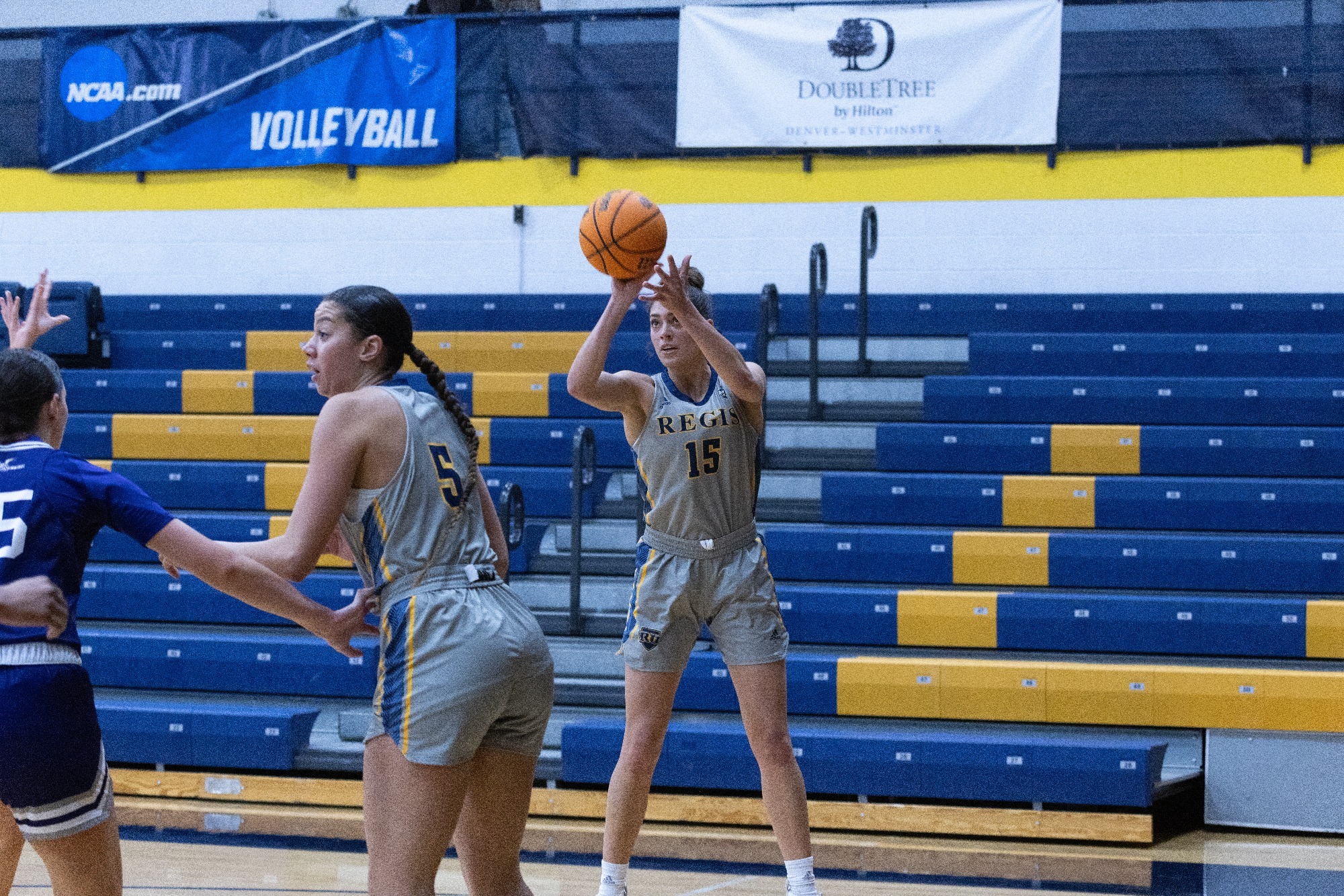 Rangers capitalize on turnovers, offensive rebounds in 61-50 win over ...