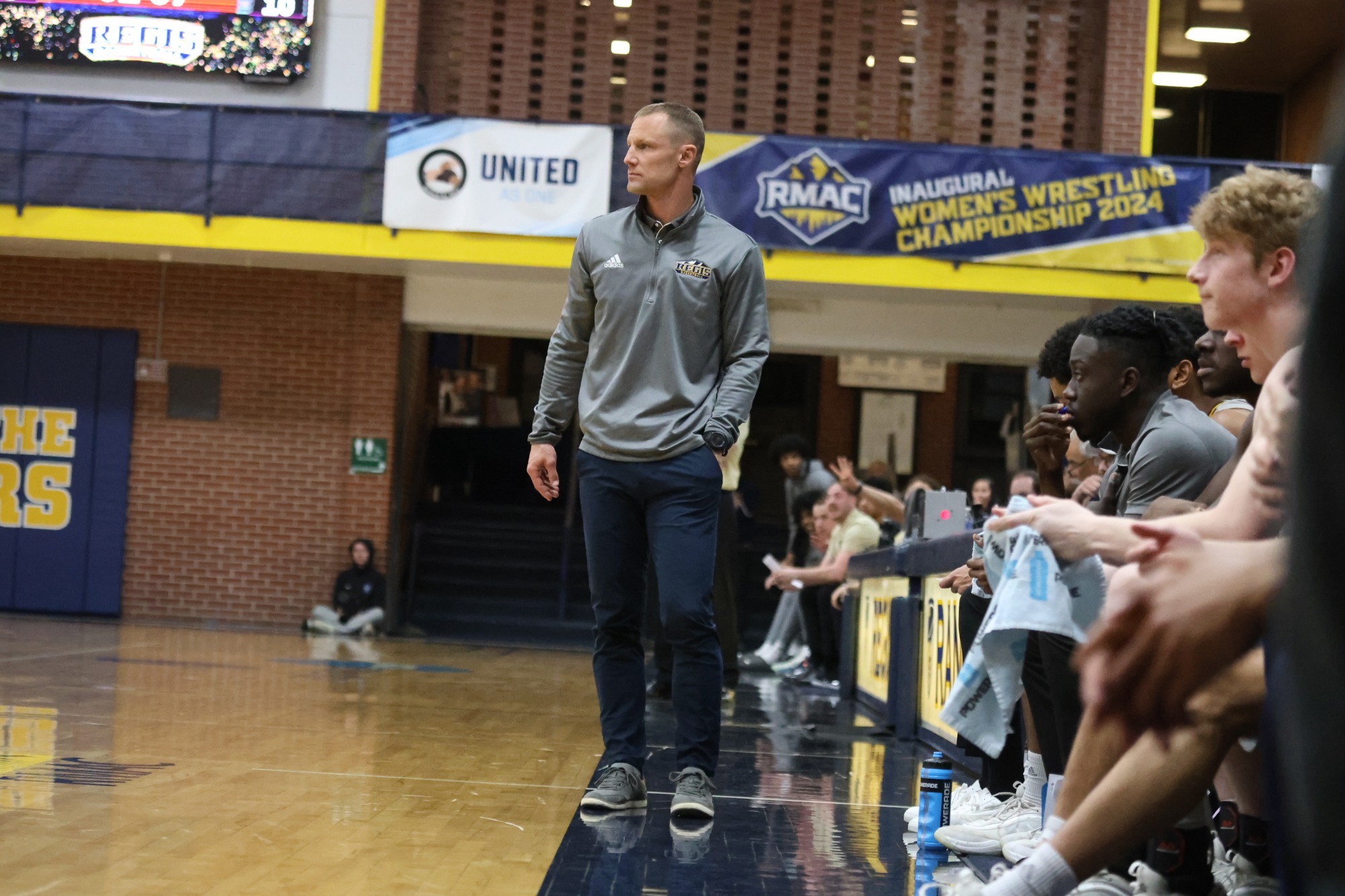 Men's Basketball Releases 2025-26 Schedule - Regis University Athletics