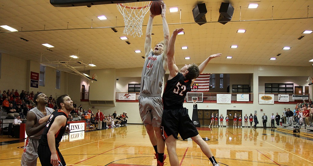 Ryan Van Hoeck - Men's Basketball - Rhodes College Athletics