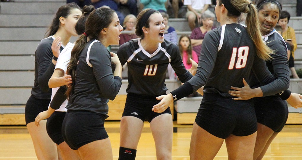 Ana McMullen - Women's Volleyball - Rhodes College Athletics