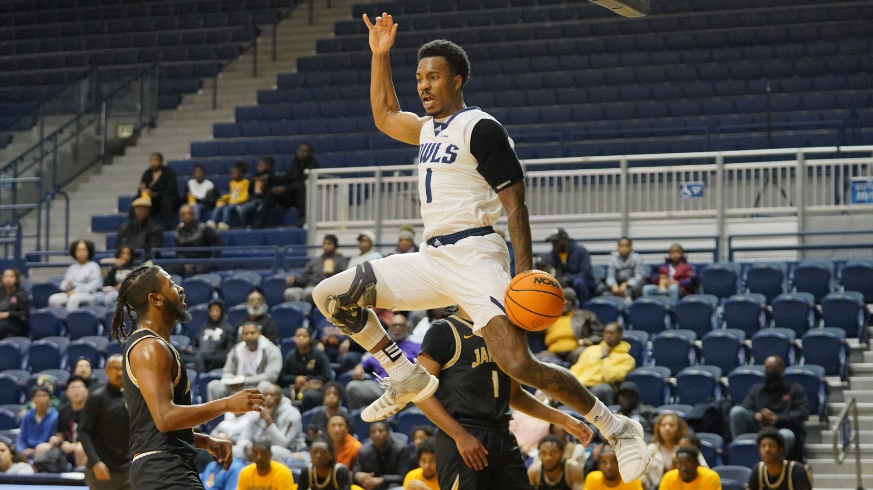 Seryee Lewis - Men's Basketball - Rice University Athletics