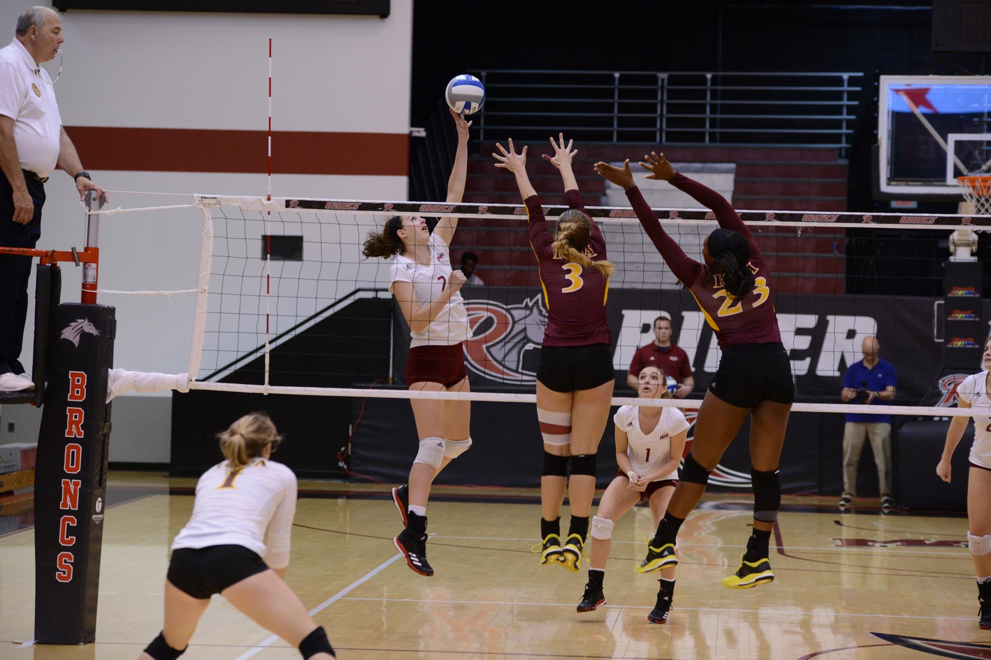 Hailey Riede - Women's Volleyball - Rider University Athletics