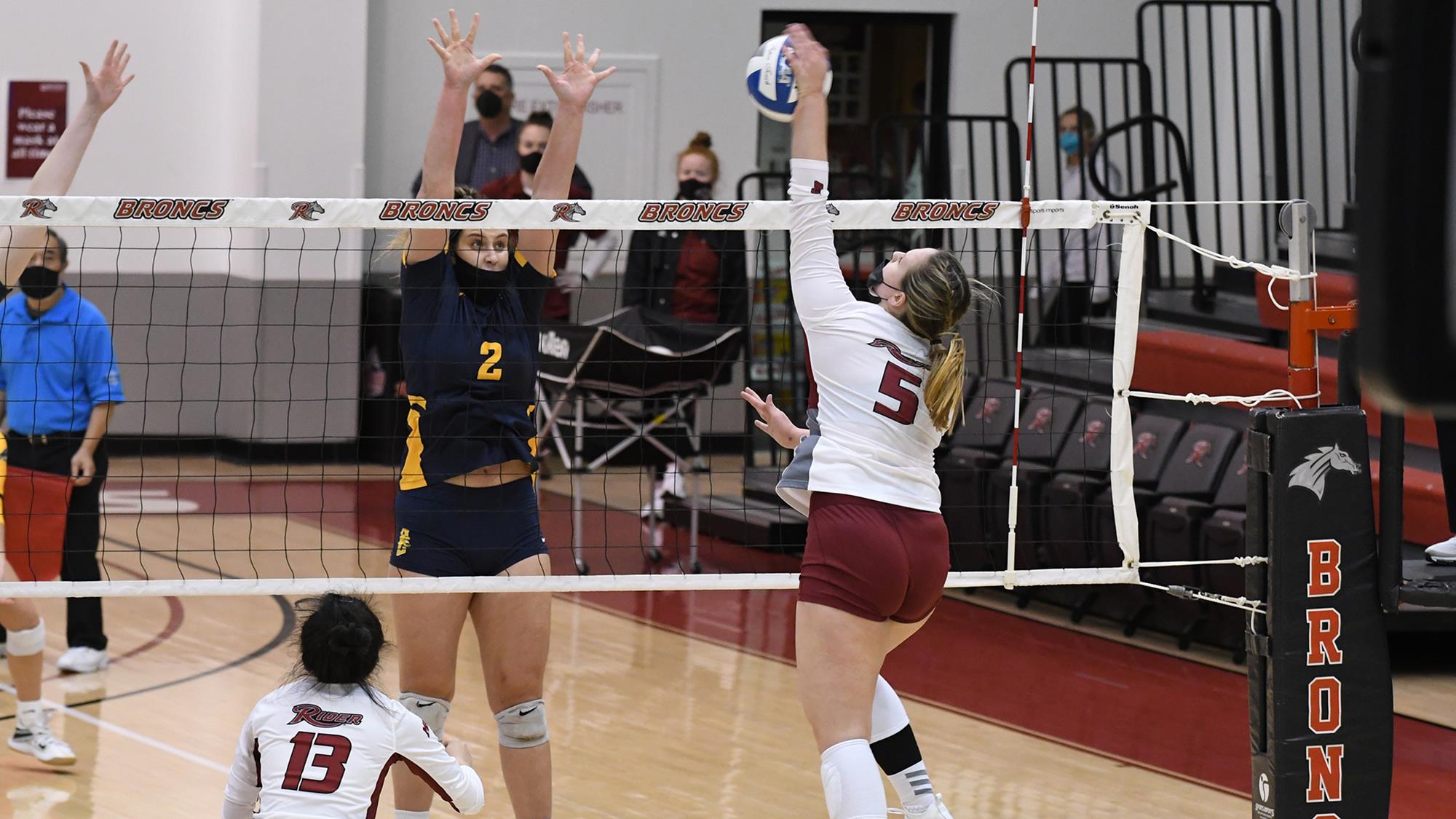 Volleyball Splits With Canisius Friday - Rider University Athletics