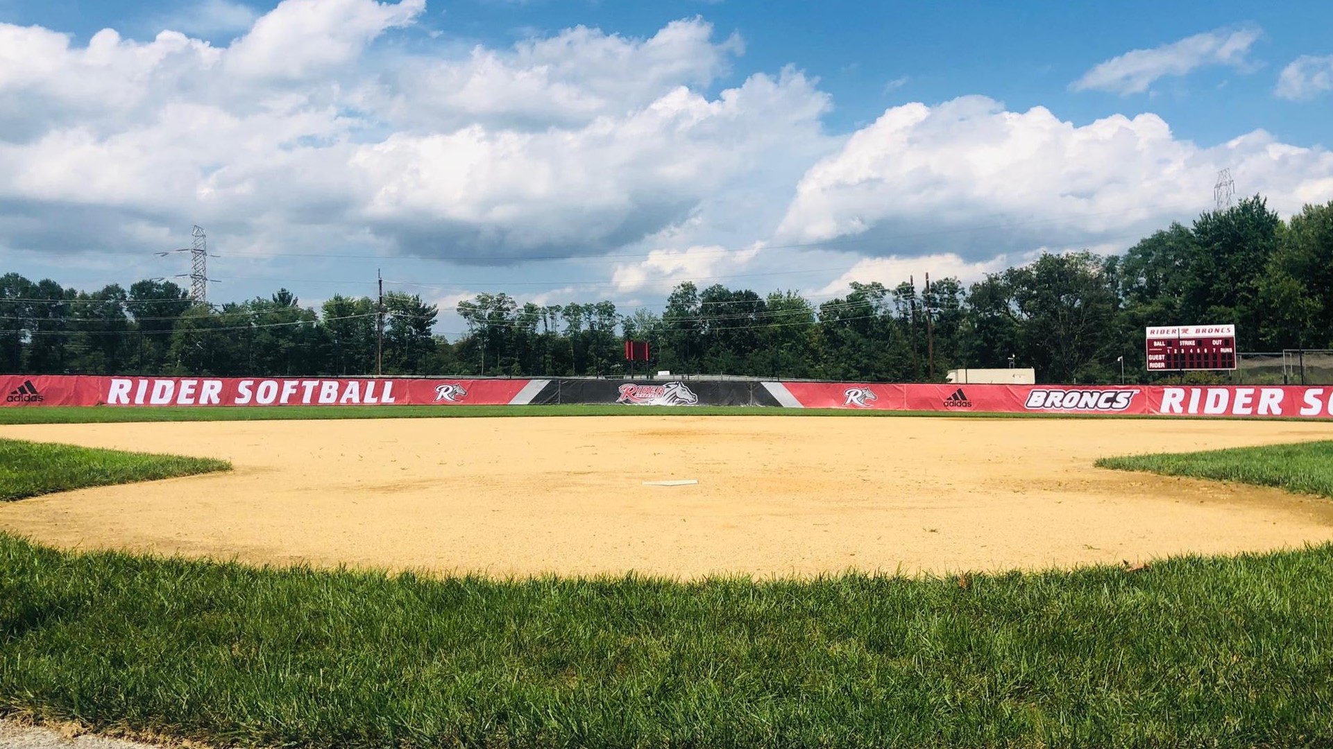 Softball Clinics - Rider University Athletics