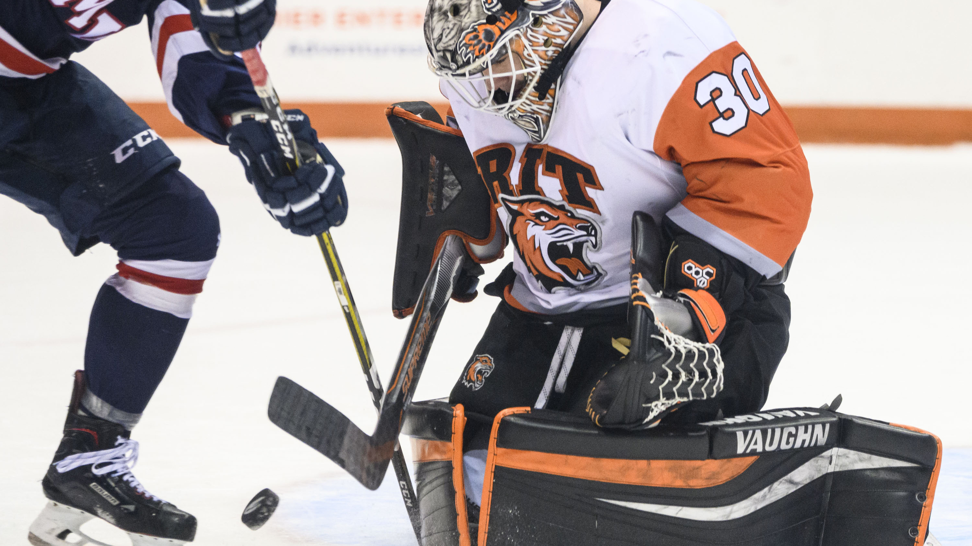 Men's hockey begins 2019-20 season with a road win at Colgate ...