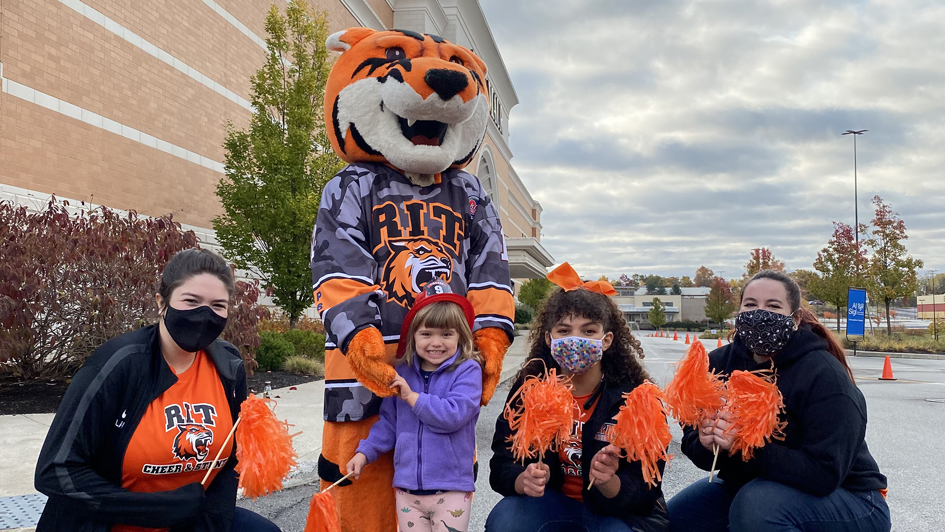 RIT Cheerleading participates in charity event - Rochester Institute of ...
