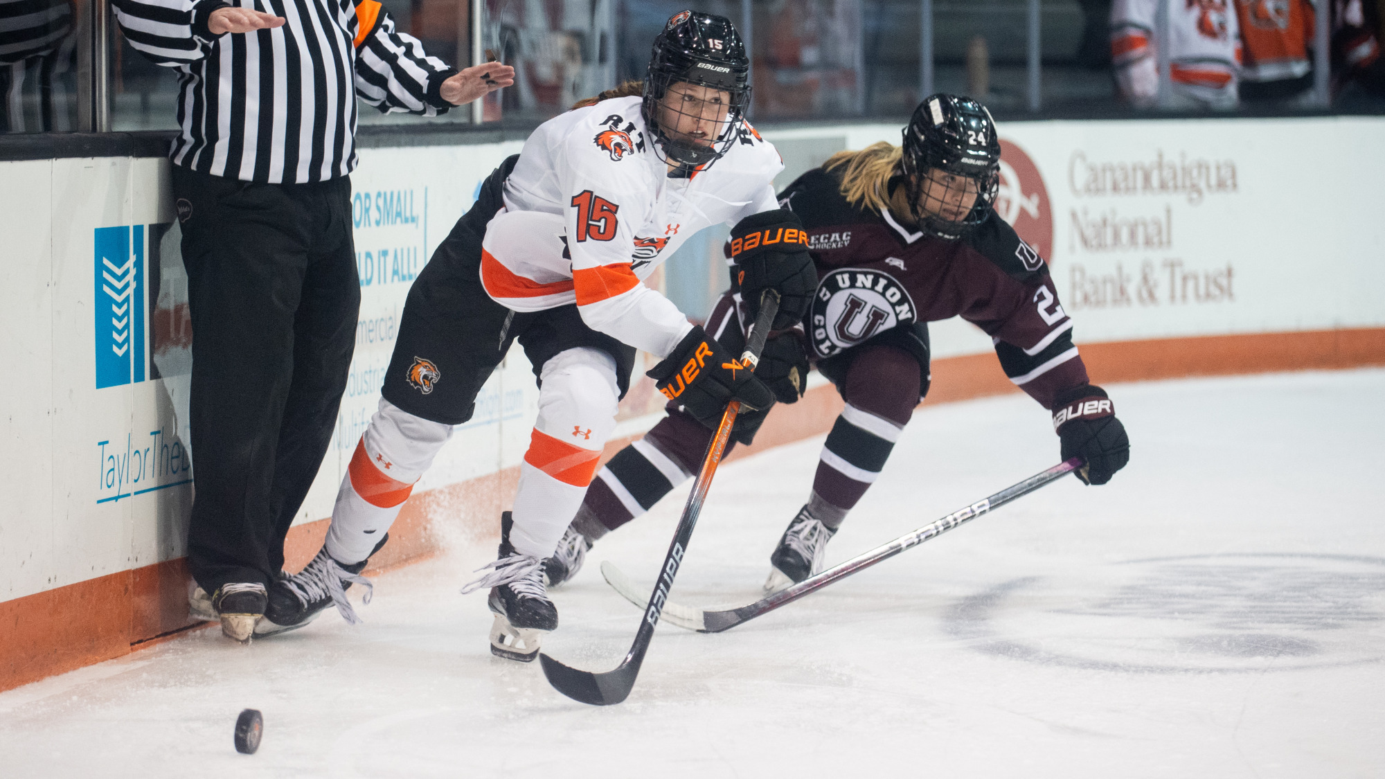 Women's Hockey completes sweep with 2-1 win over Union - Rochester ...