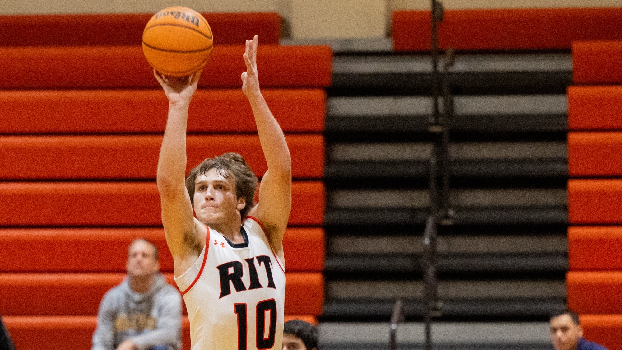Men's Basketball beats Gallaudet, 77-62 - Rochester Institute of ...