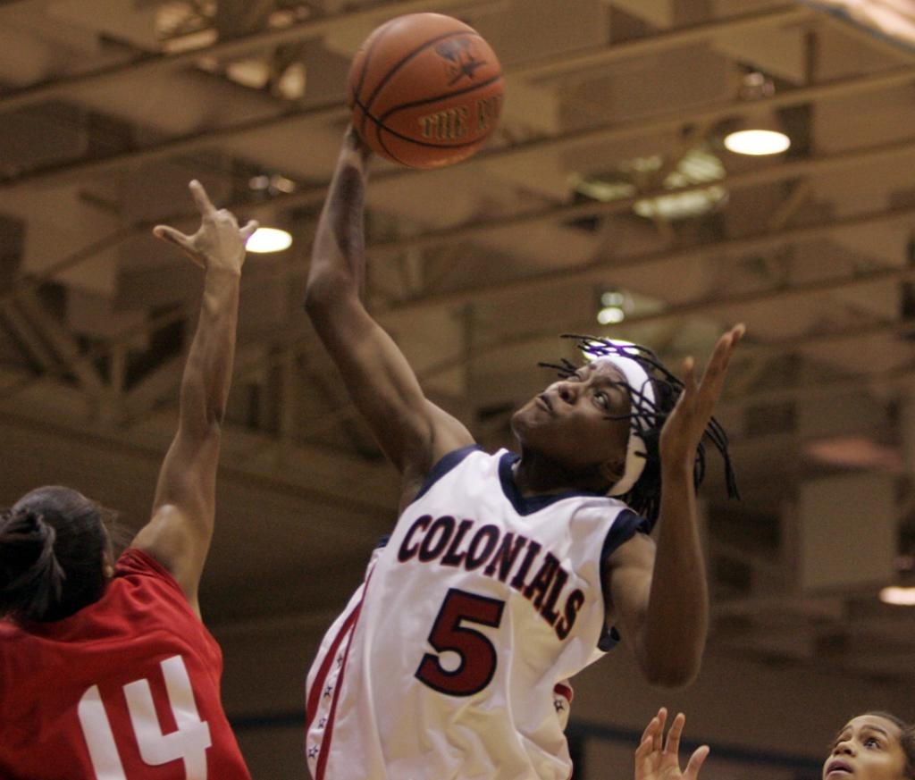 Monet Johnson - Women's Basketball - Robert Morris University Athletics