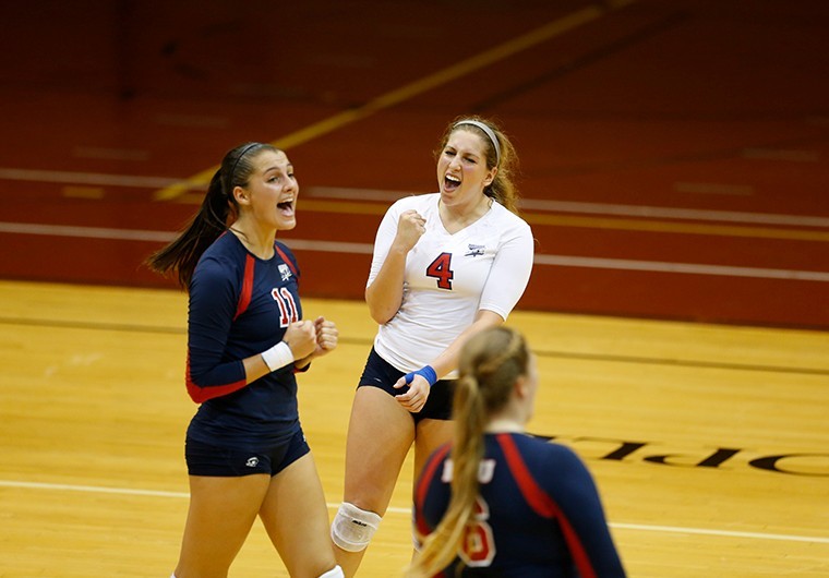Erica Robb - Volleyball - Robert Morris University Athletics