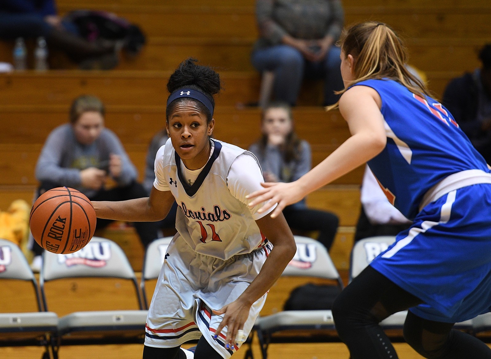Janee Brown - Women's Basketball - Robert Morris University Athletics