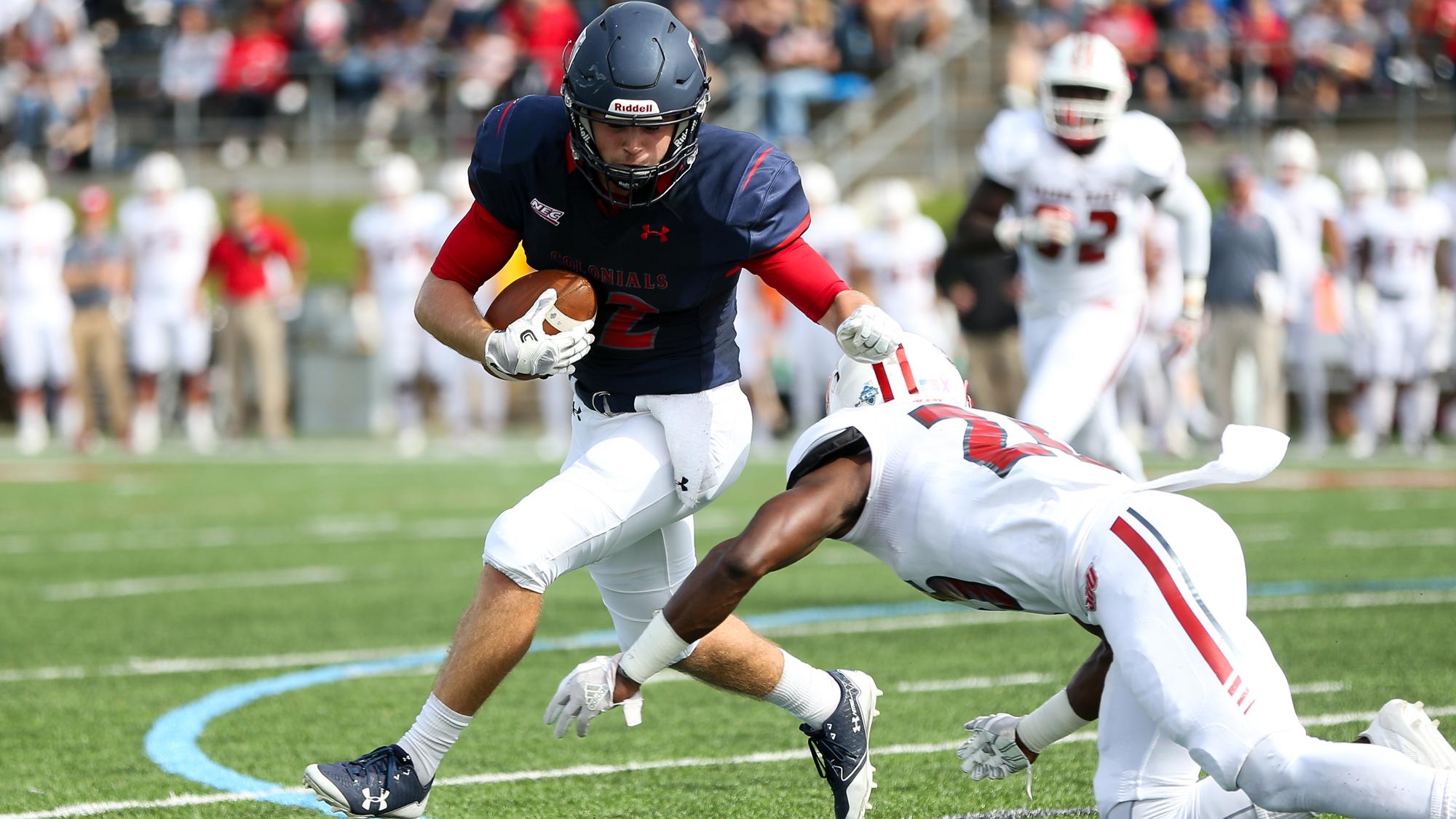 Pioneers Pick Six Puts Colonials Away - Robert Morris University Athletics