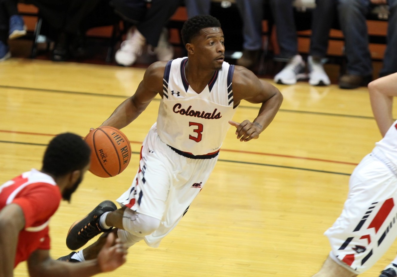 Kavon Stewart - Men's Basketball - Robert Morris University Athletics