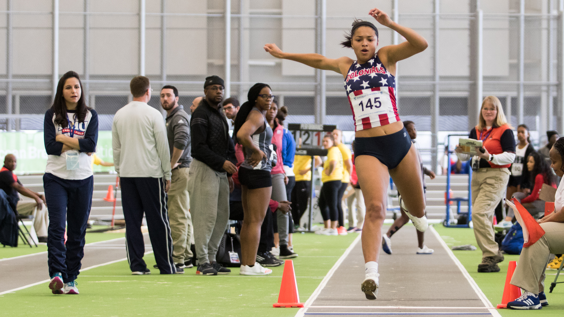 Ivanna Jones - Women's Track and Field - Robert Morris University Athletics