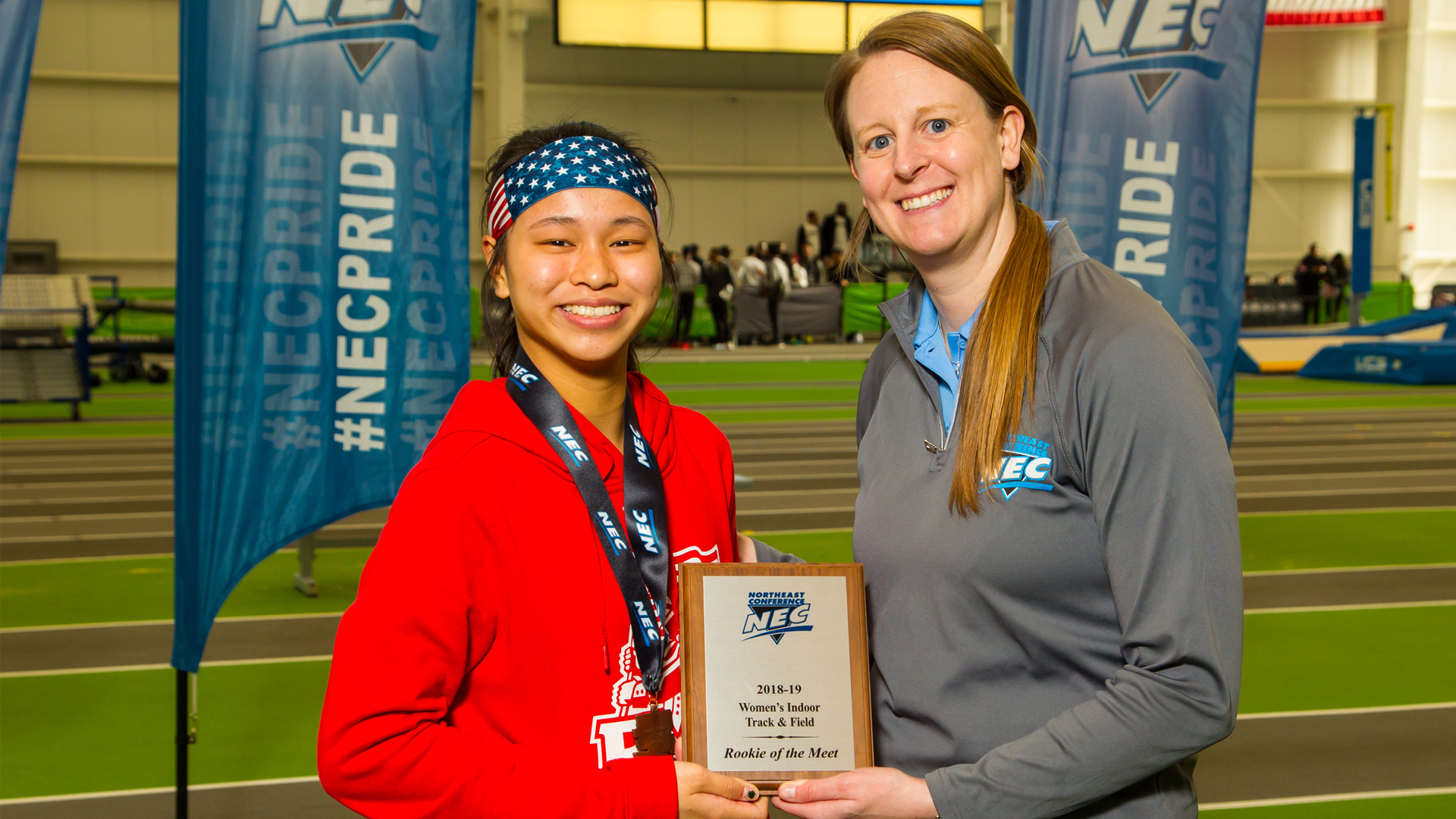 Zoe Roush - Women's Track and Field - Robert Morris University Athletics