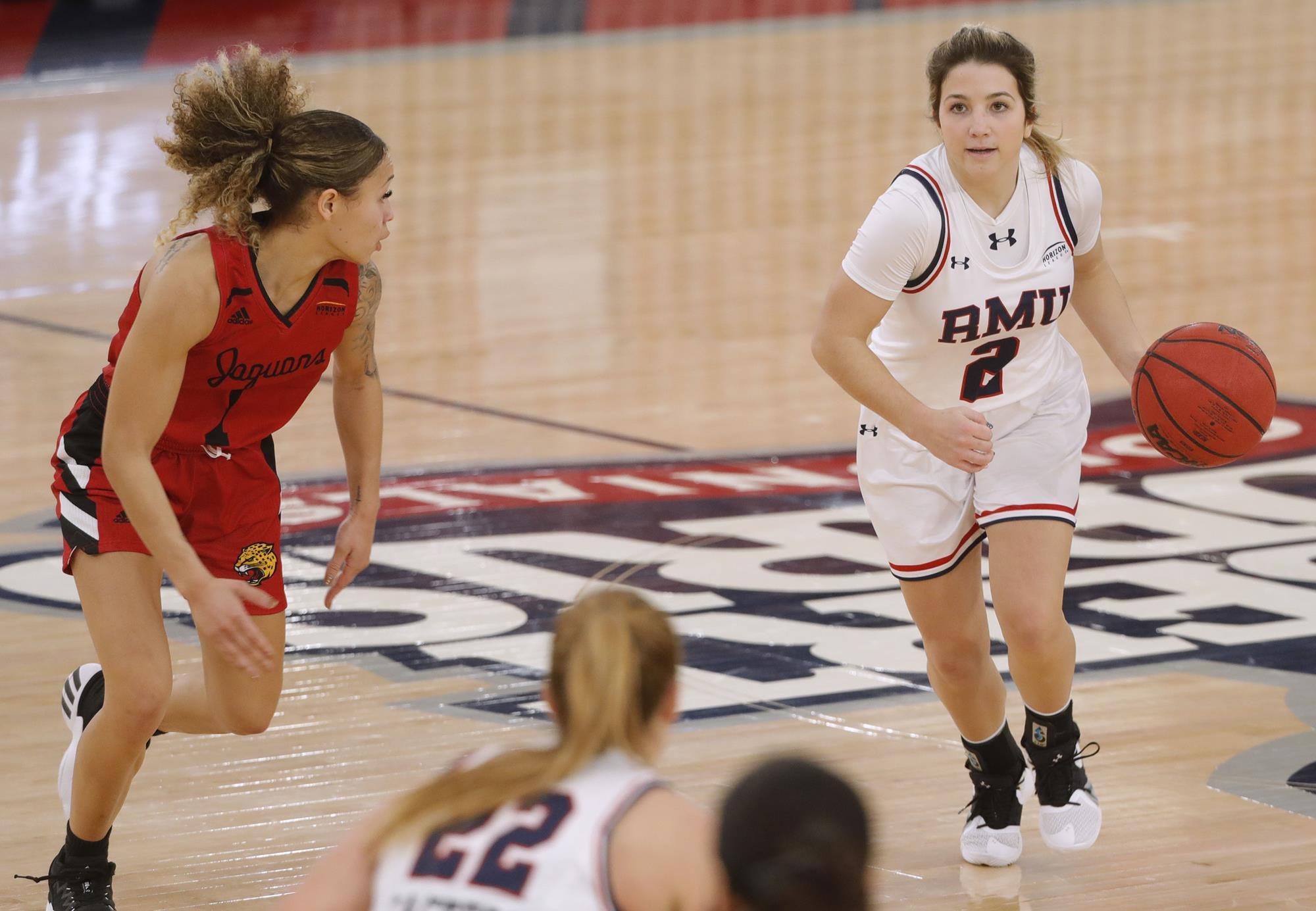 Mackenzie Amalia - Women's Basketball - Robert Morris University Athletics