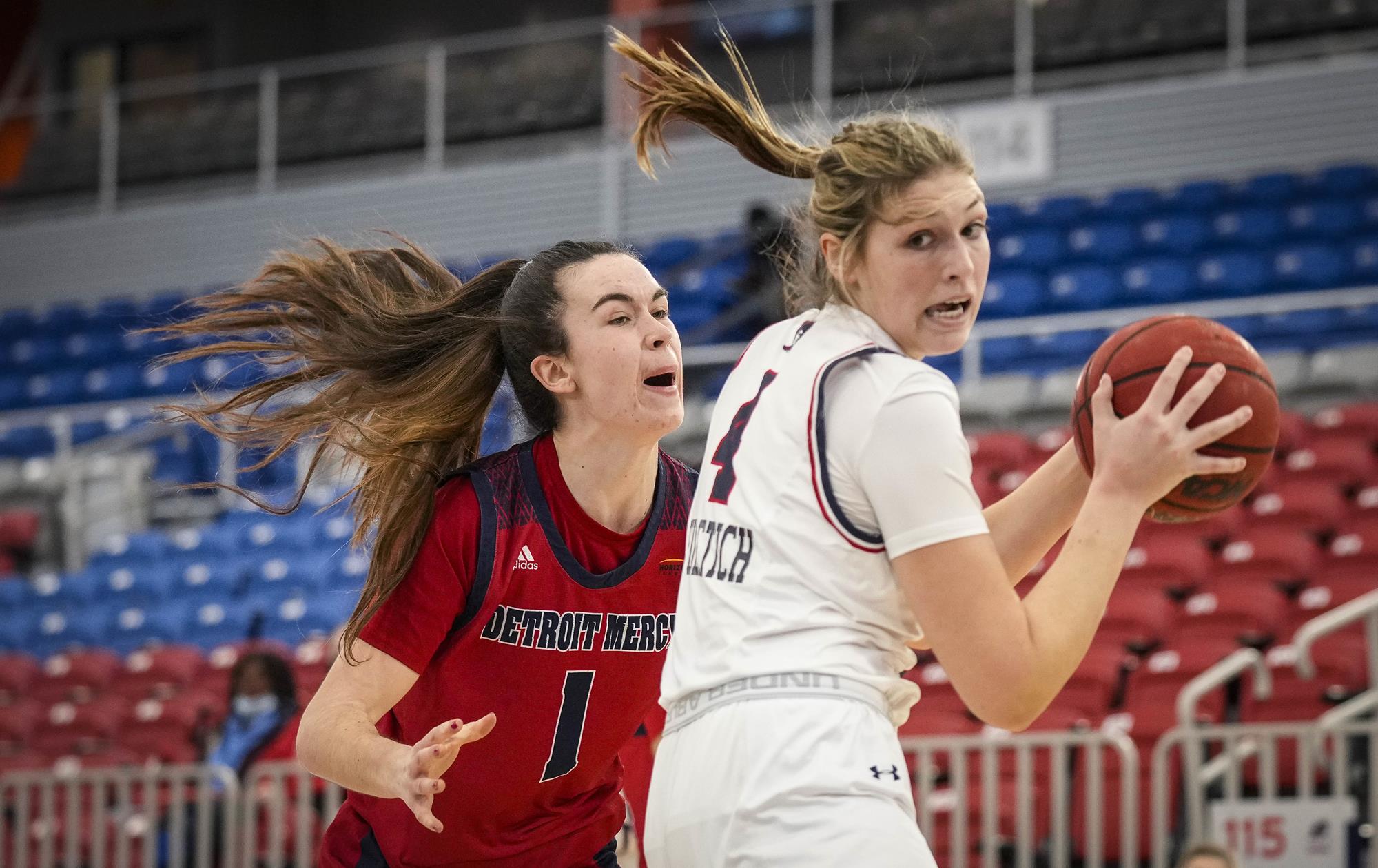 Danielle Vuletich - Women's Basketball - Robert Morris University Athletics