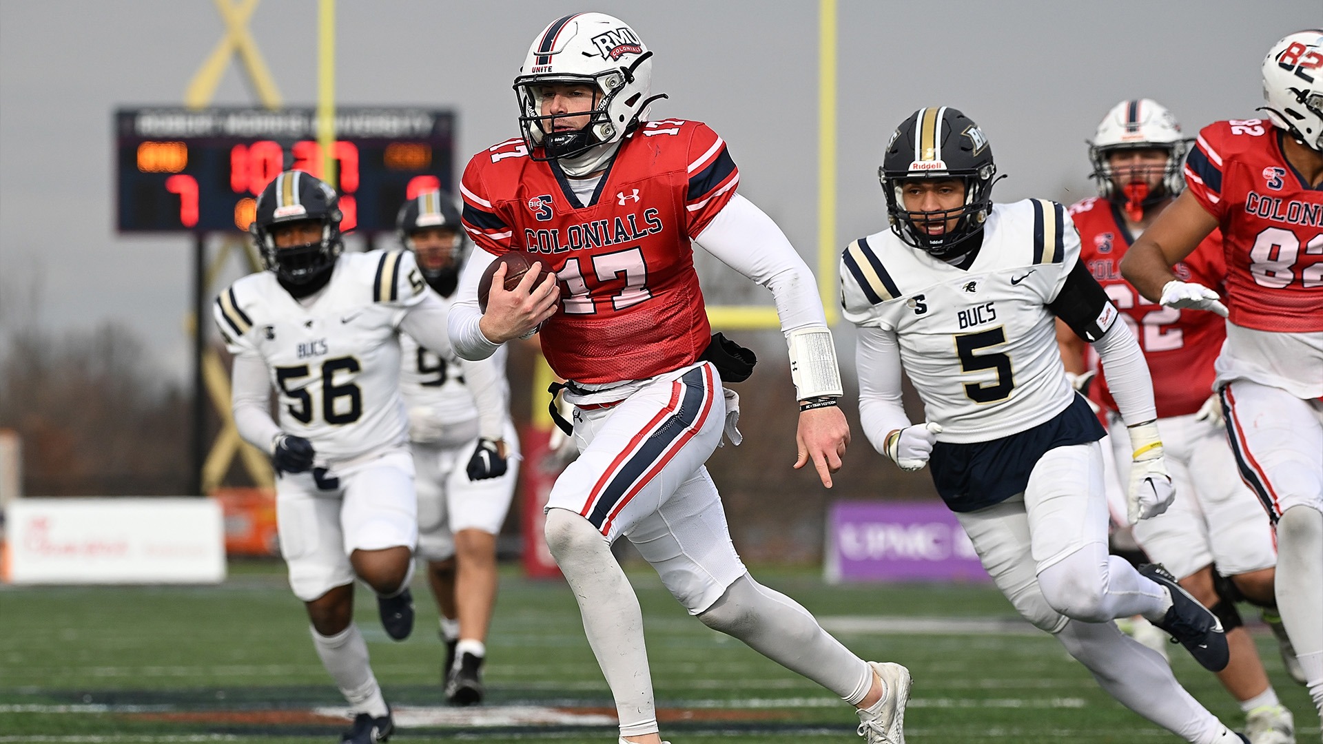 Colonials Hold on to Defeat Buccaneers - Robert Morris University Athletics