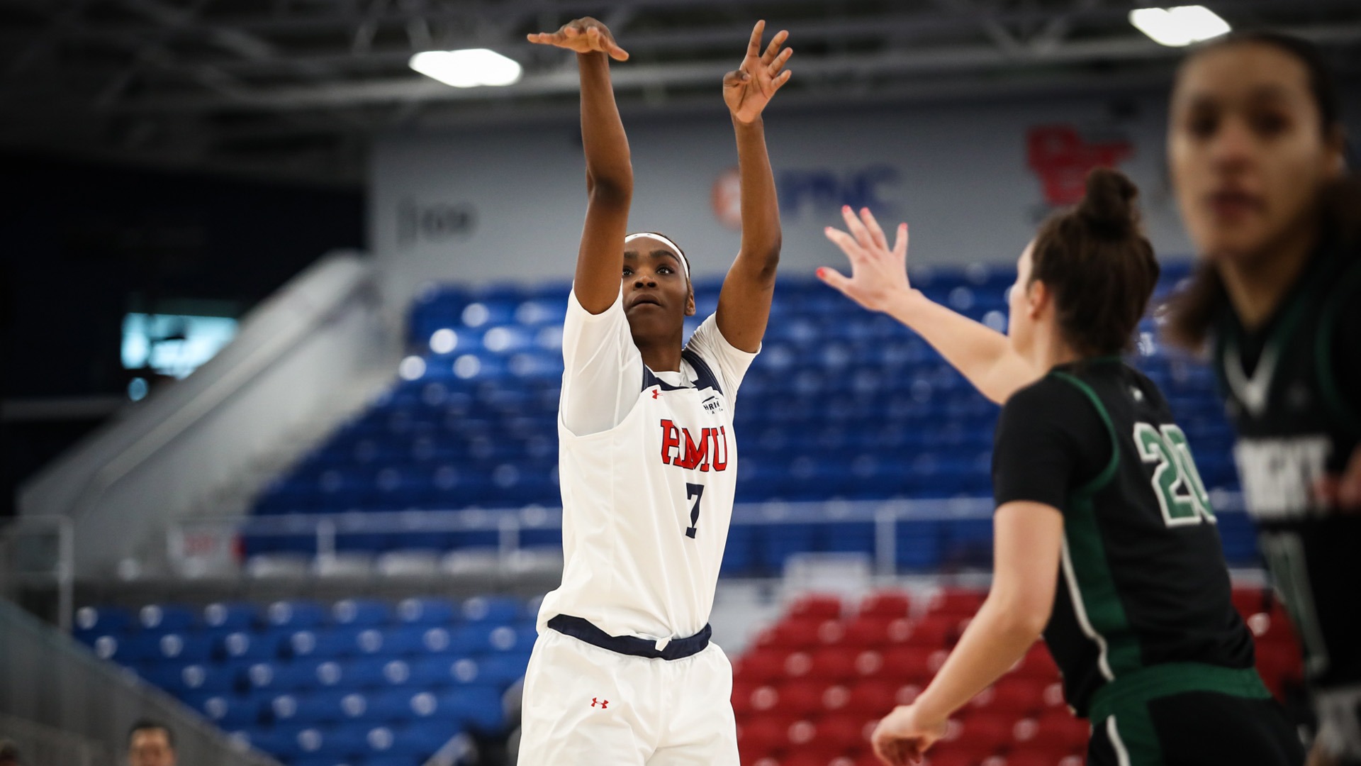 Naomi Barnwell - Women's Basketball - Robert Morris University Athletics