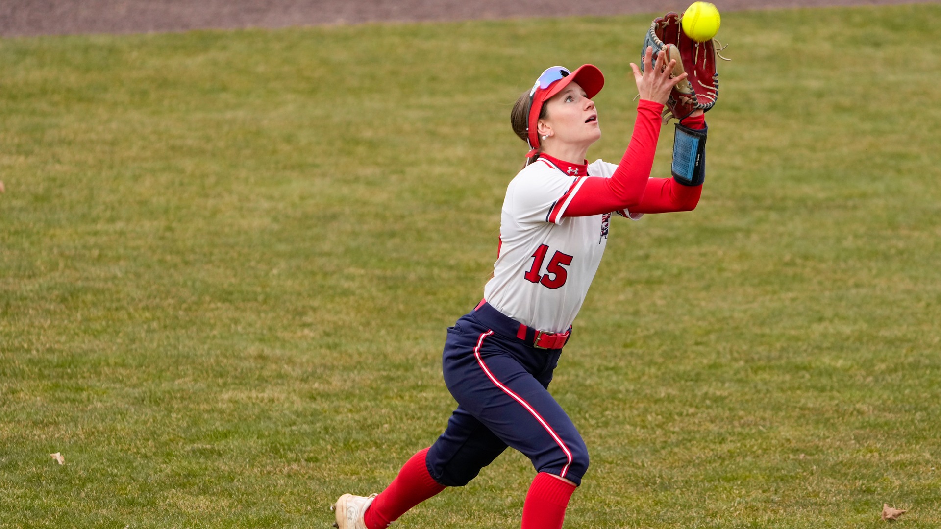 Julia Ehrman - Softball - Robert Morris University Athletics