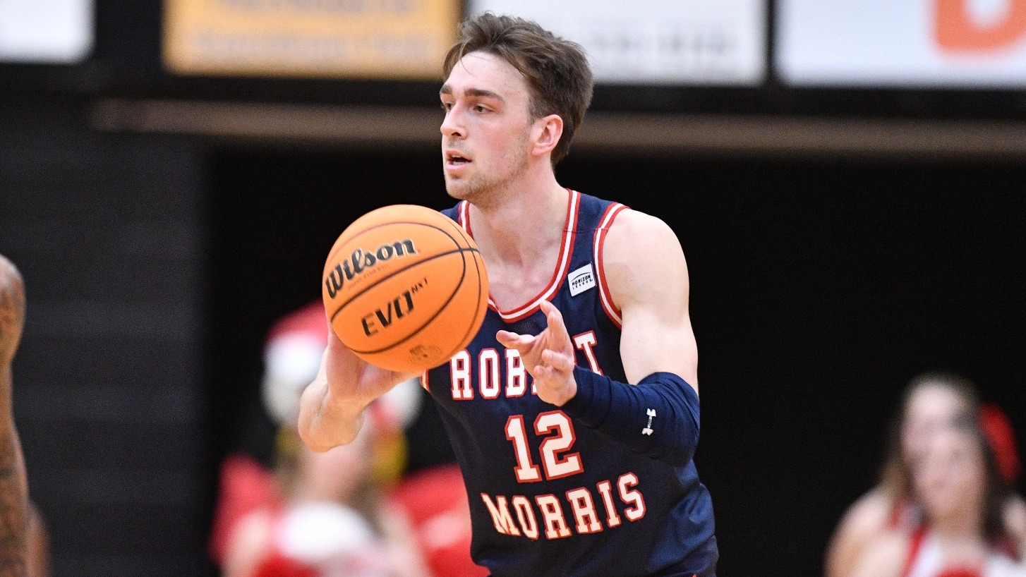 RMU Men’s Basketball Falls at Wright State - Robert Morris University ...