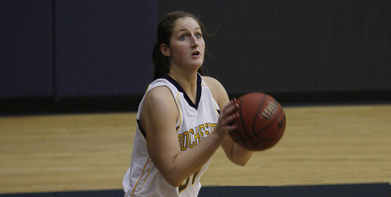 Danielle McNabb - Women's Basketball - University of Rochester Athletics