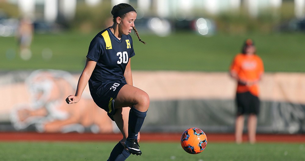 Laura Cowie-Haskell - Women's Soccer - University of Rochester Athletics