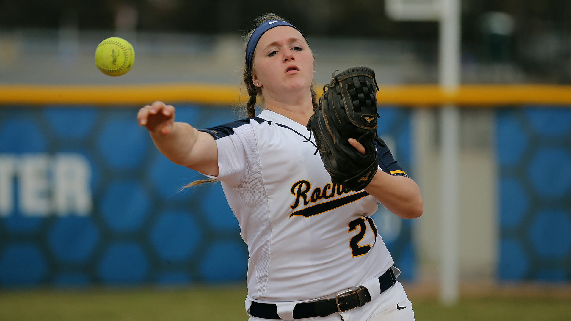Lydia Petricca - Softball - University of Rochester Athletics