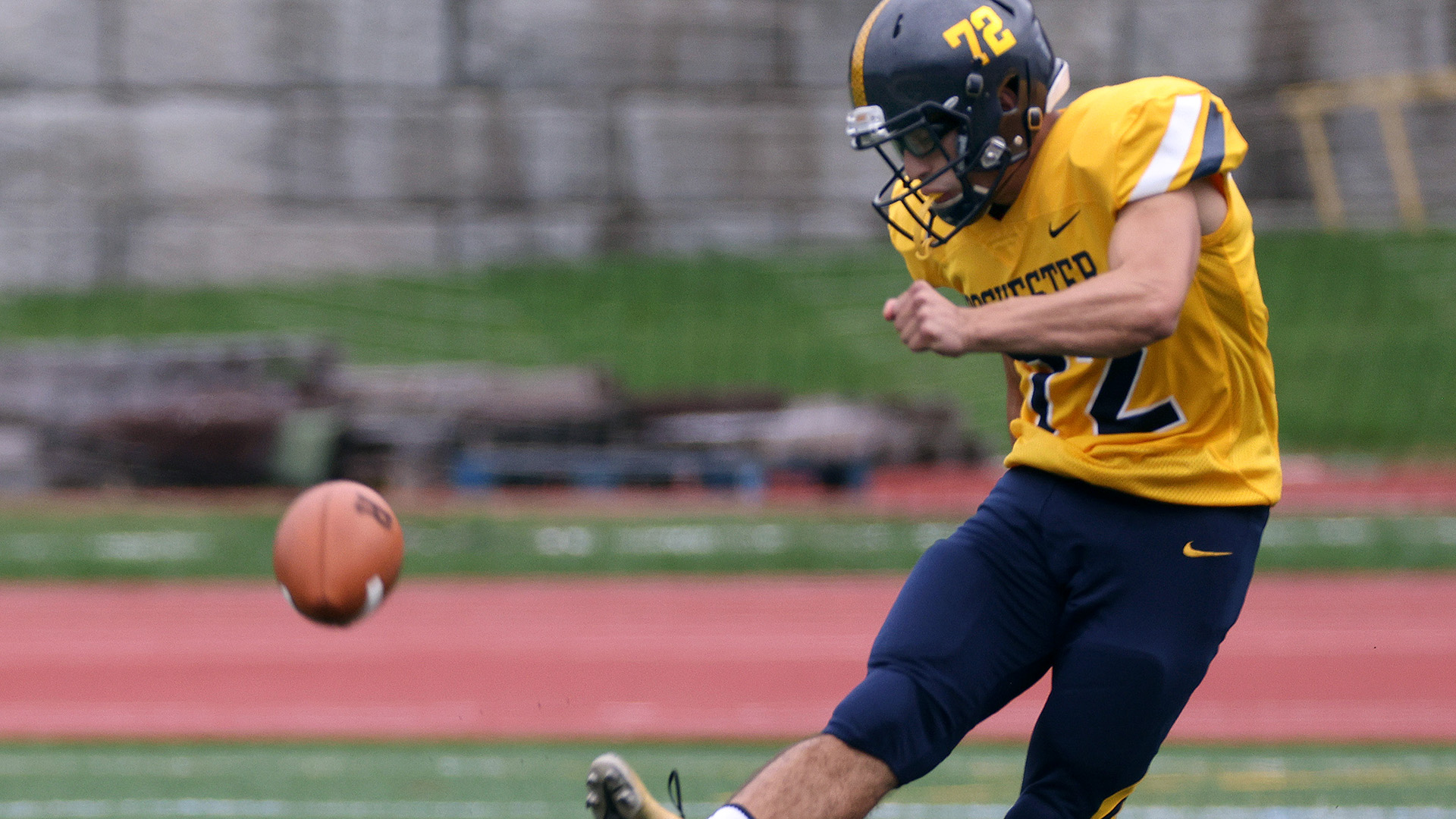 Shane Bombace - Football - University of Rochester Athletics