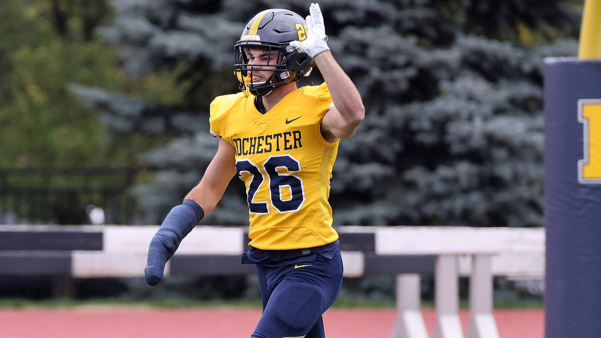 Joey Moore - Football - University of Rochester Athletics