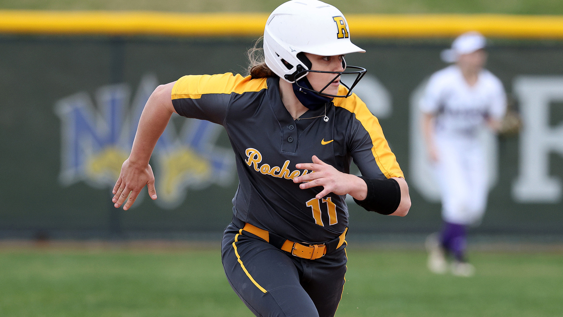 Erin Bevec - Softball - University of Rochester Athletics