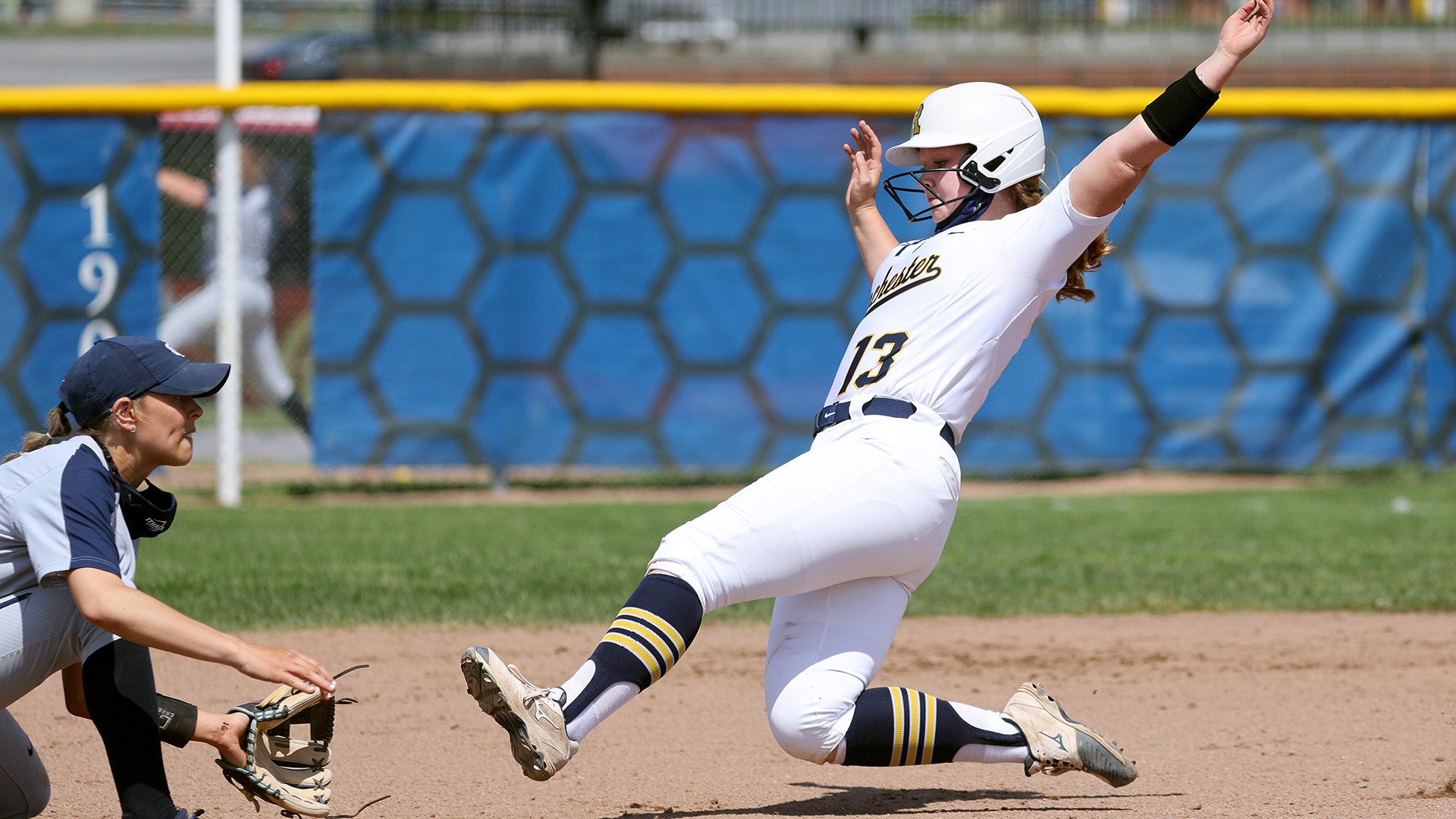 Allison Beckwith - Softball - University of Rochester Athletics