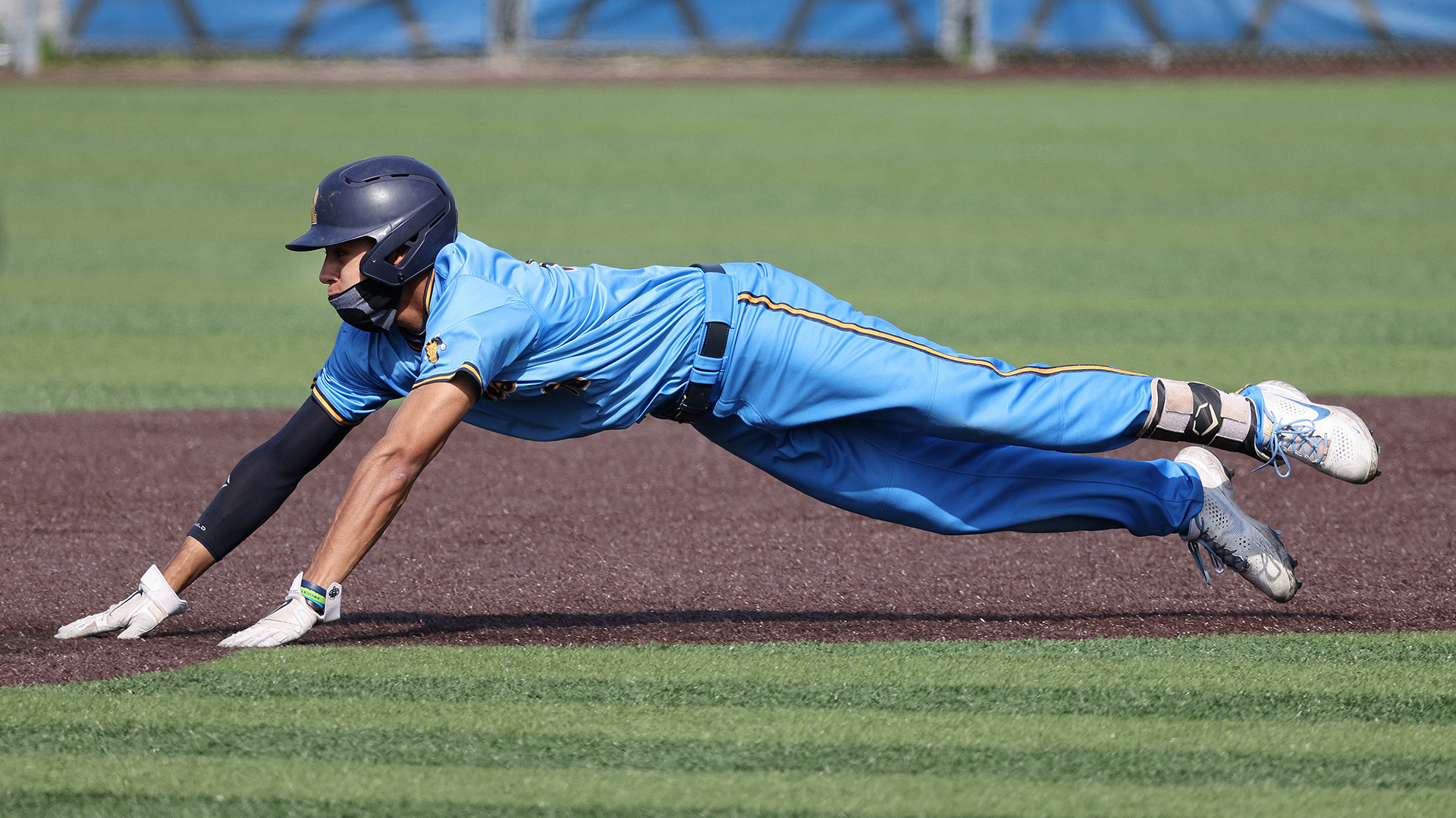 Baseball Wins Wild 14-11 Slugfest Against Ursinus - University of ...