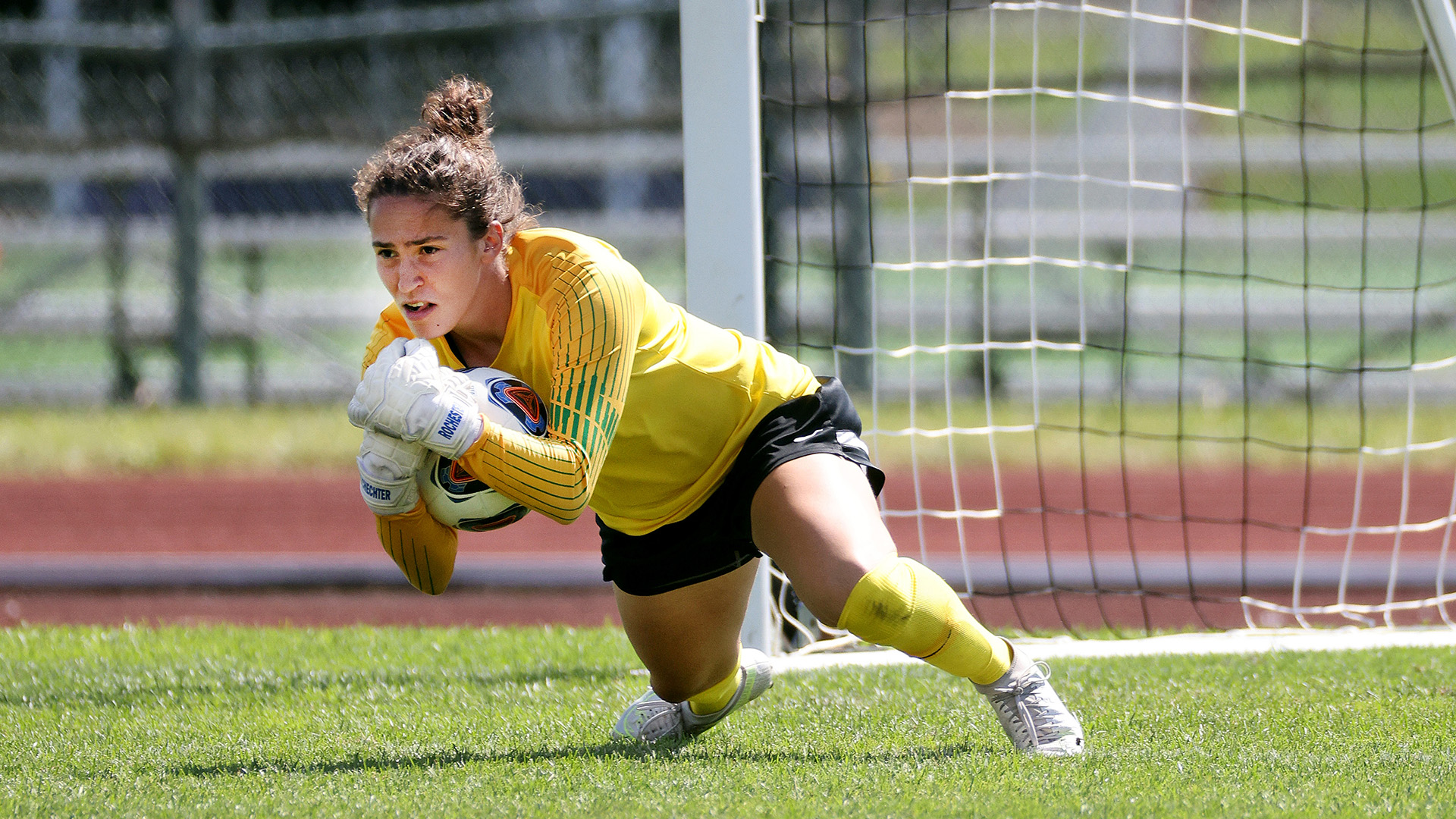 Emma Schechter - Women's Soccer - University of Rochester Athletics