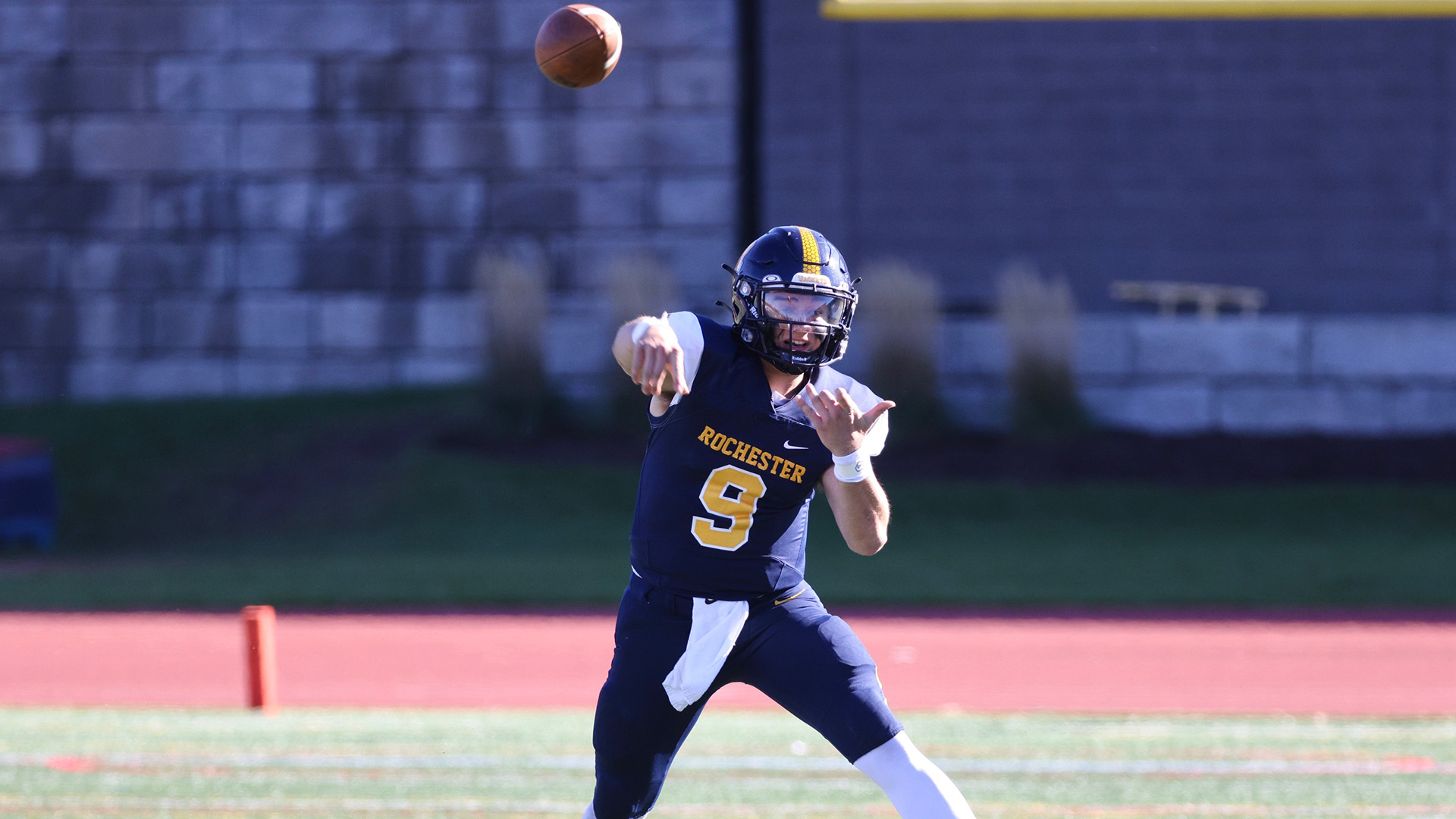 Utica Slips Past Rochester 20-17 - University of Rochester Athletics