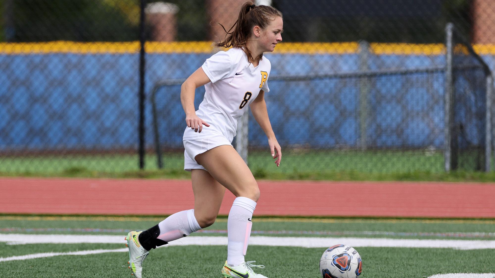 Savannah Berry - Women's Soccer - University of Rochester Athletics