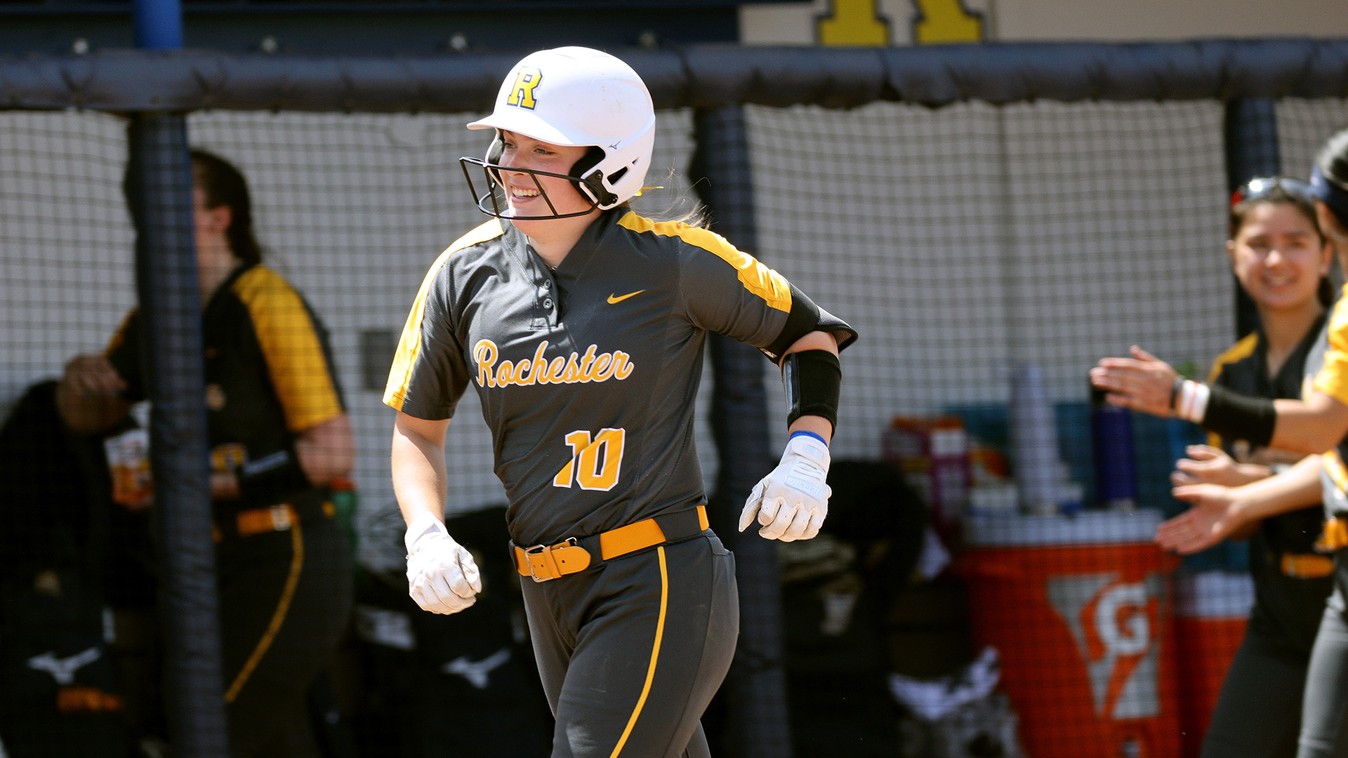 Hunter Gilbreath - Softball - University of Rochester Athletics