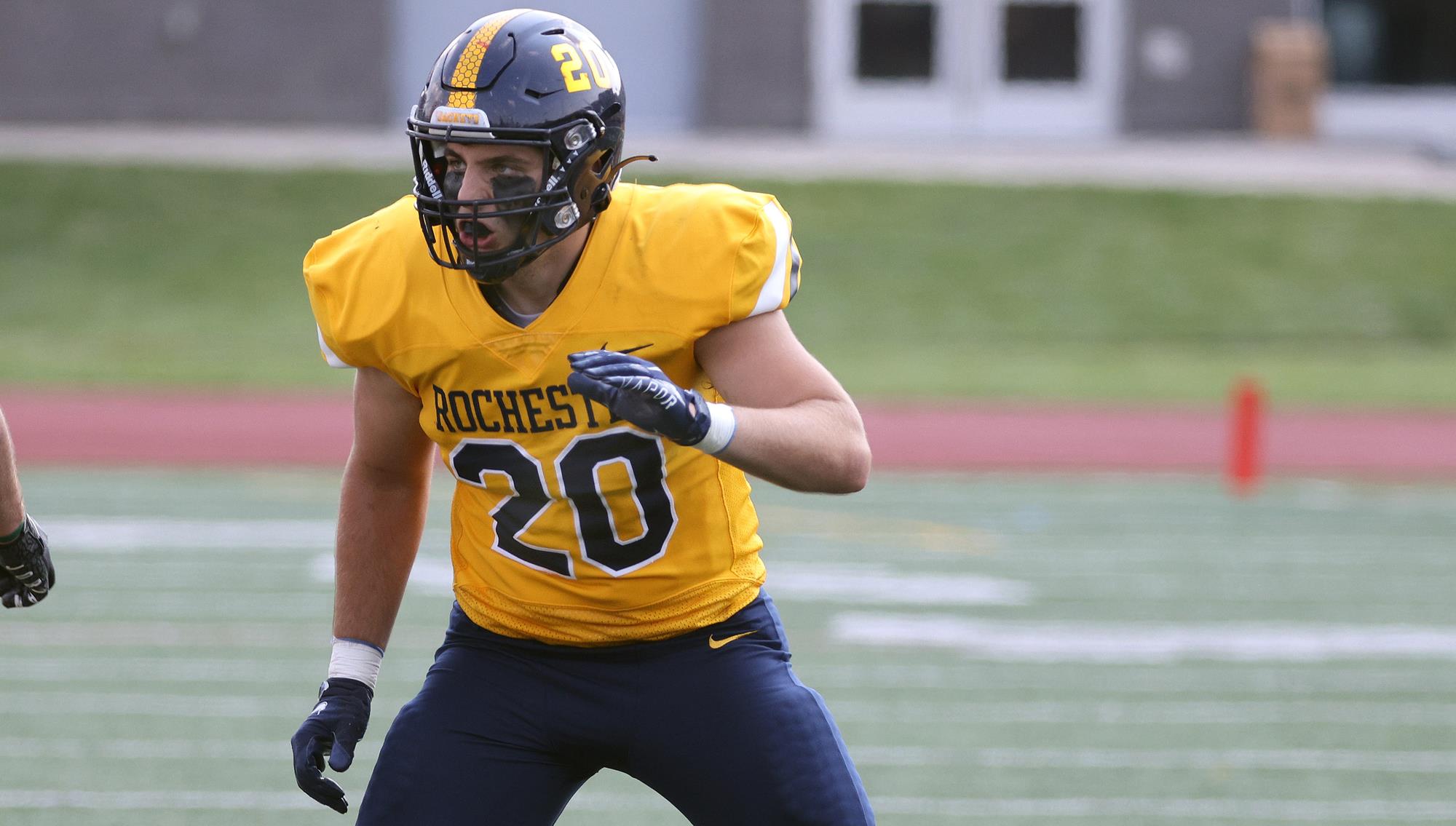 Braydon Bush - Football - University of Rochester Athletics