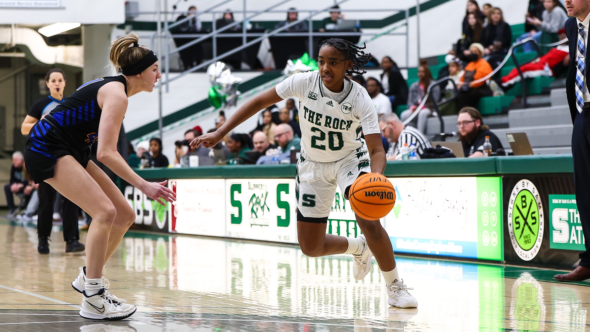 Deleah Gibson - Women's Basketball - Slippery Rock University Athletics