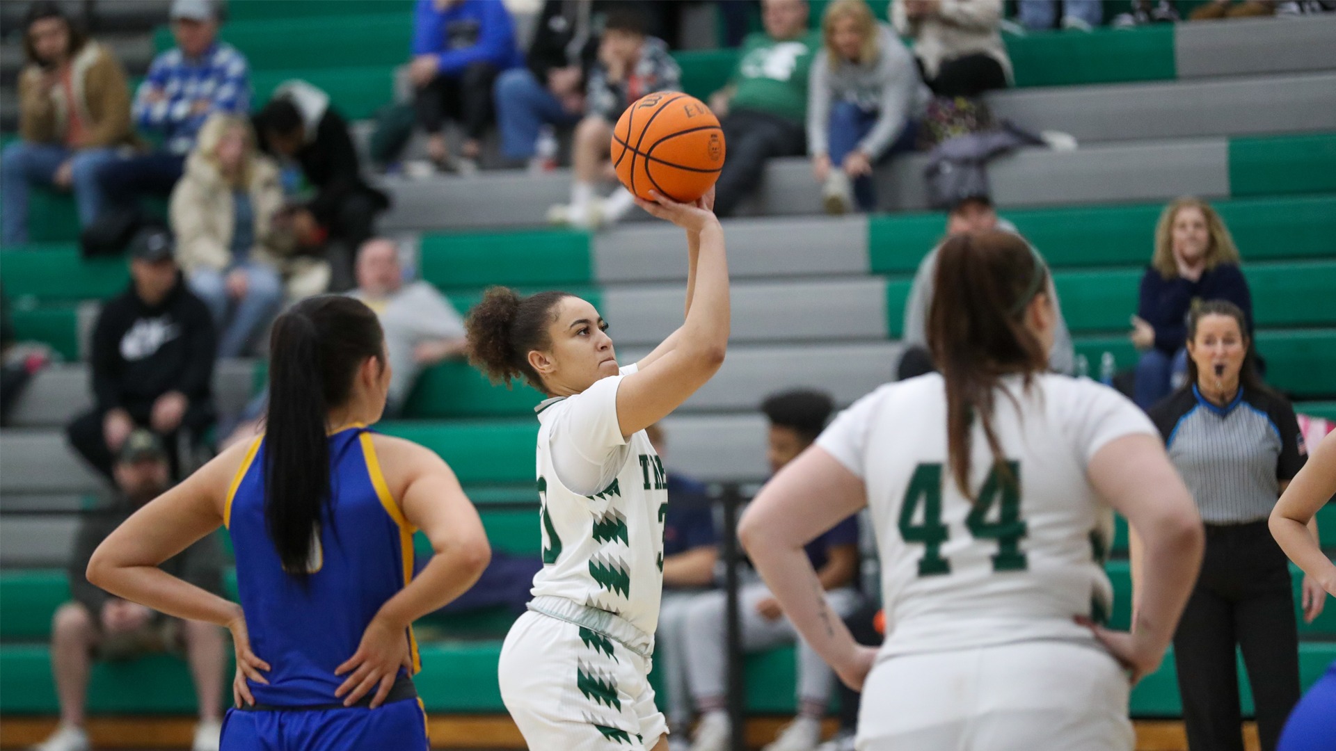 Niya Moore - Women's Basketball - Slippery Rock University Athletics