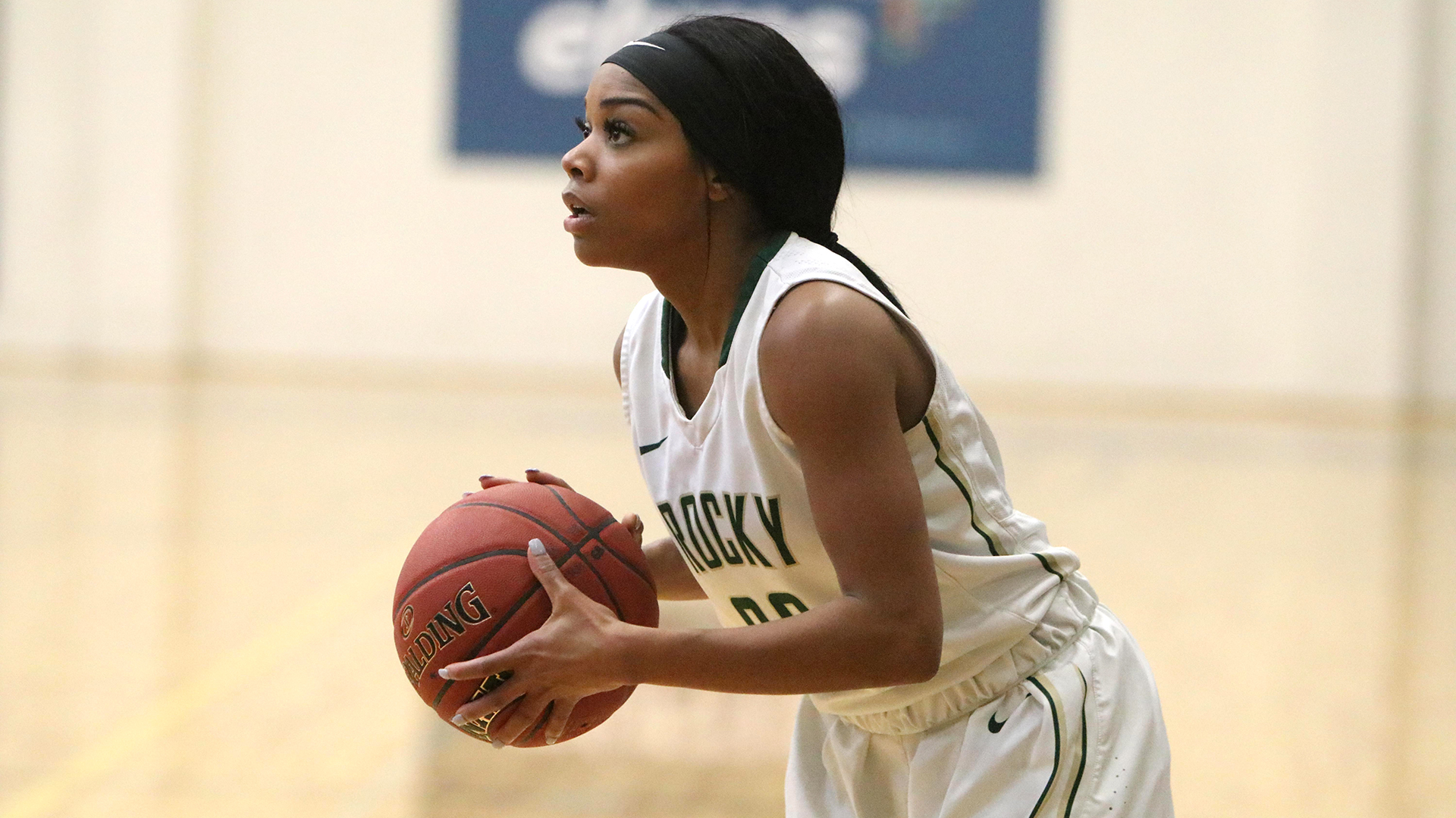 Mikayla Jones - Women's Basketball - Rocky Mountain College Athletics