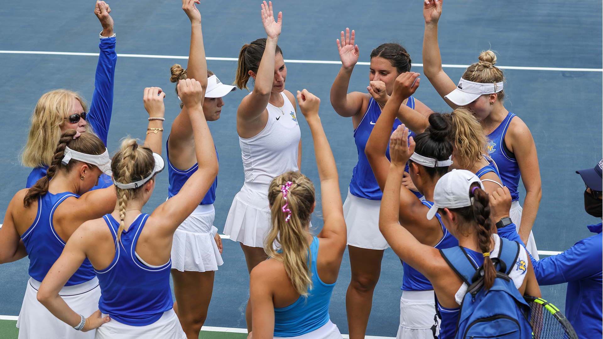 Women’s Tennis Downs Davenport for Fifth Straight Win - Rollins College