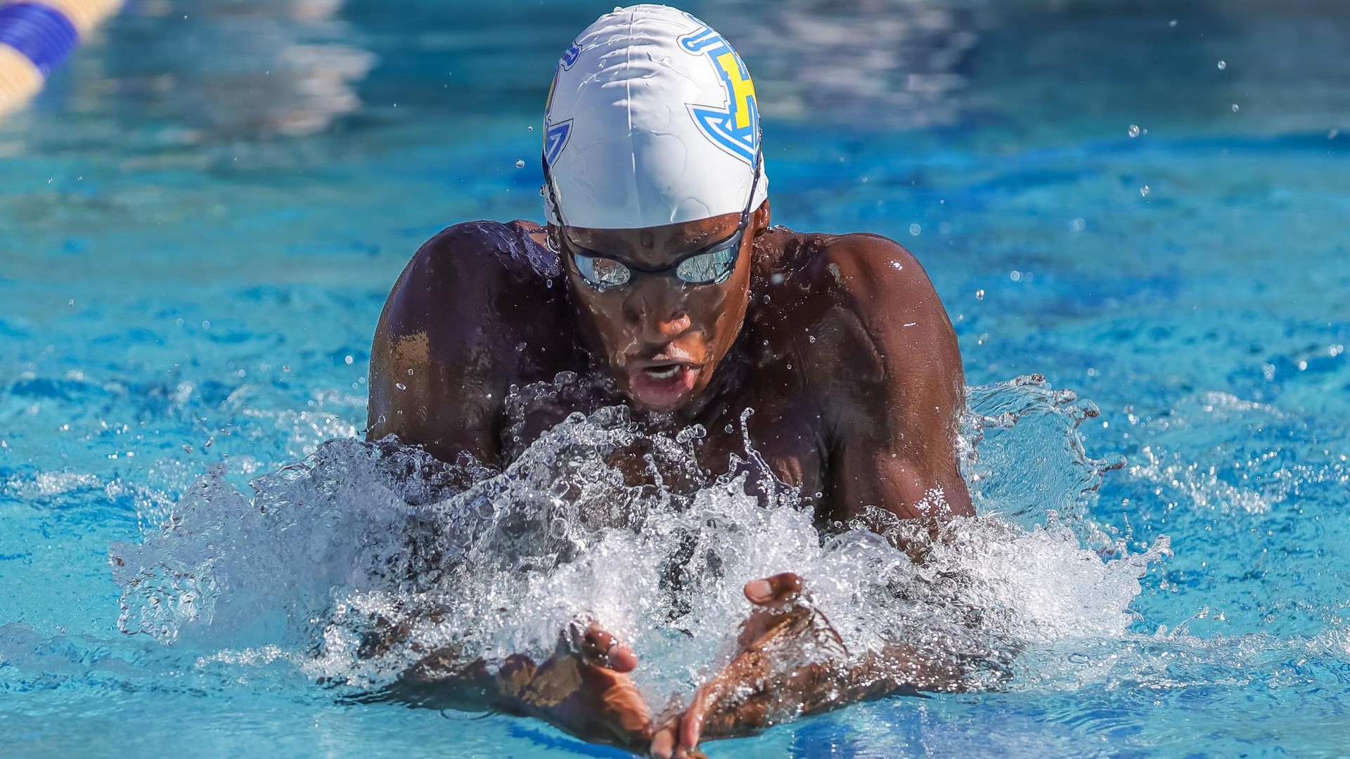 Rollins Swims Past Lynn - Rollins College