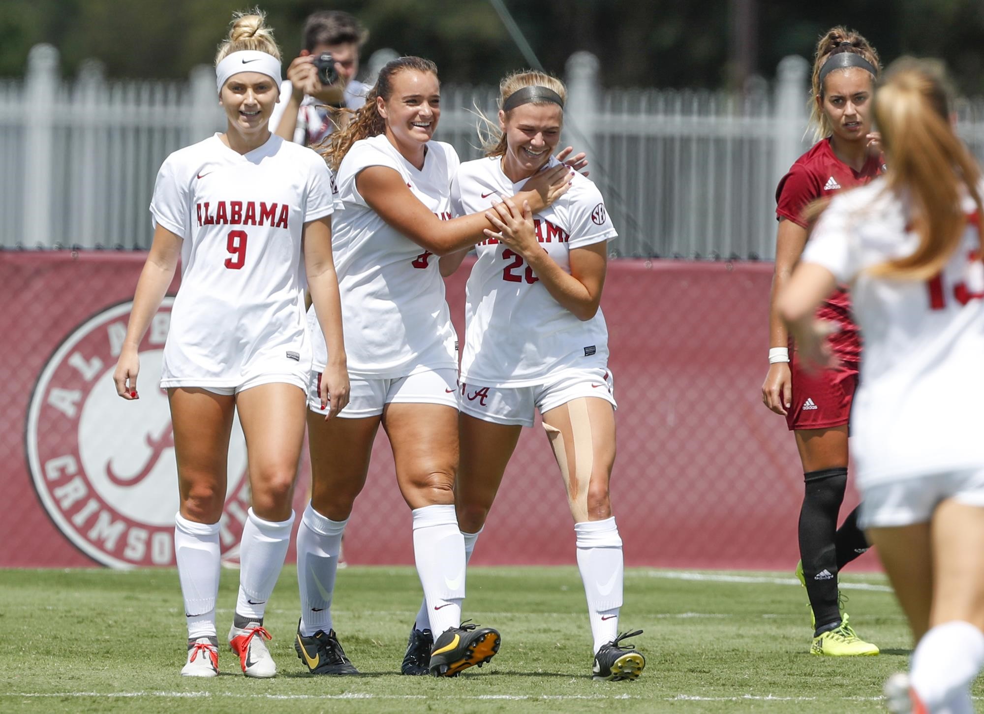 Taylor Hubbard - Soccer - University of Alabama Athletics