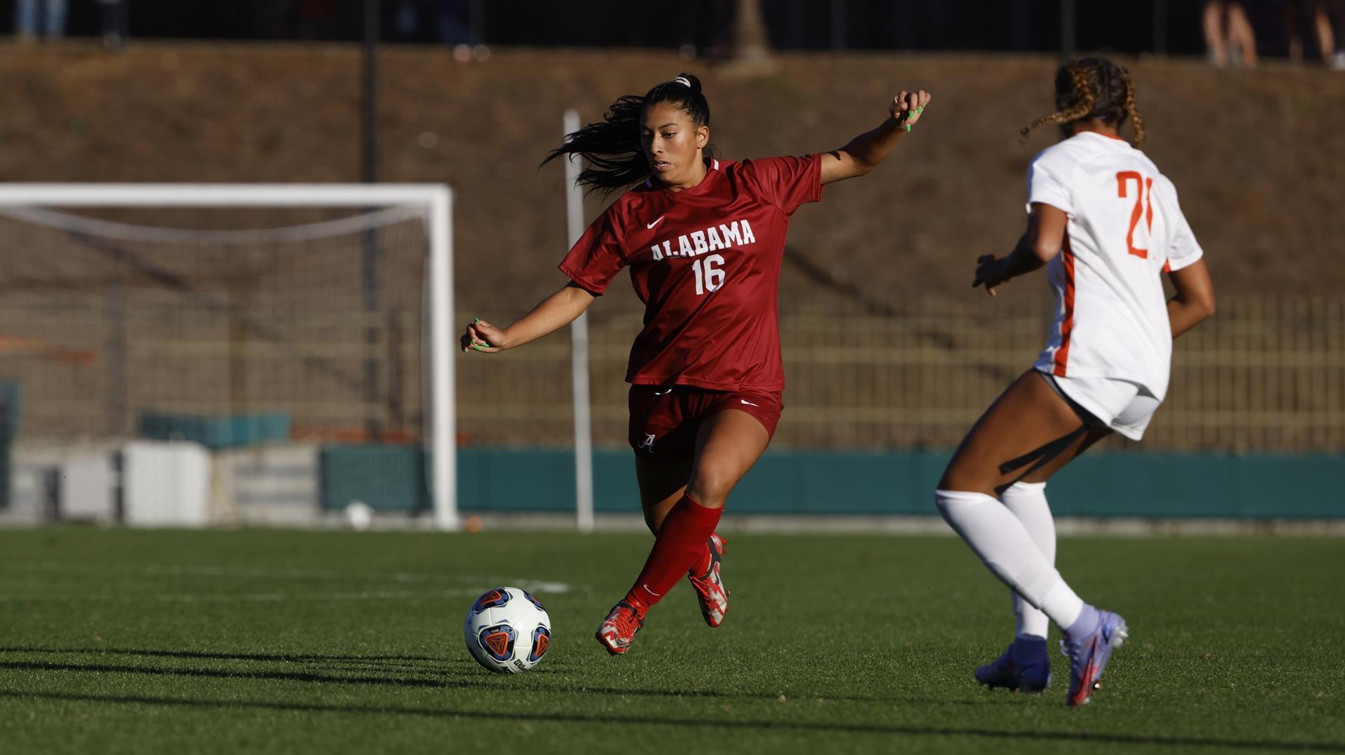 Reyna Reyes - Soccer - University of Alabama Athletics